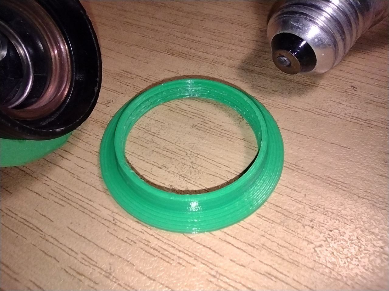 Threaded Socket Ring E27 by Jürgen Weigert | Download free STL model ...