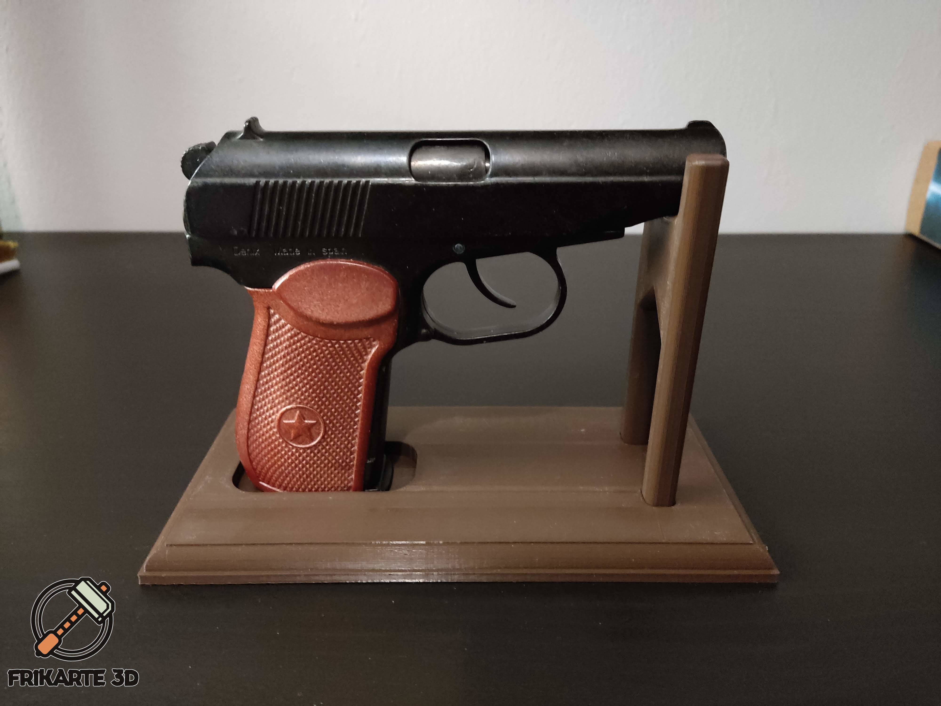 Makarov Gun Display by Frikarte3D | Download free STL model ...