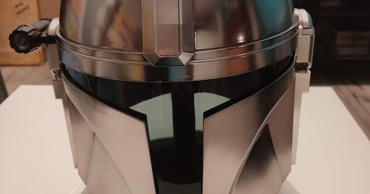 Mandalorian Helmet Display Stand - Beskar Bag Symbol Edition by ...