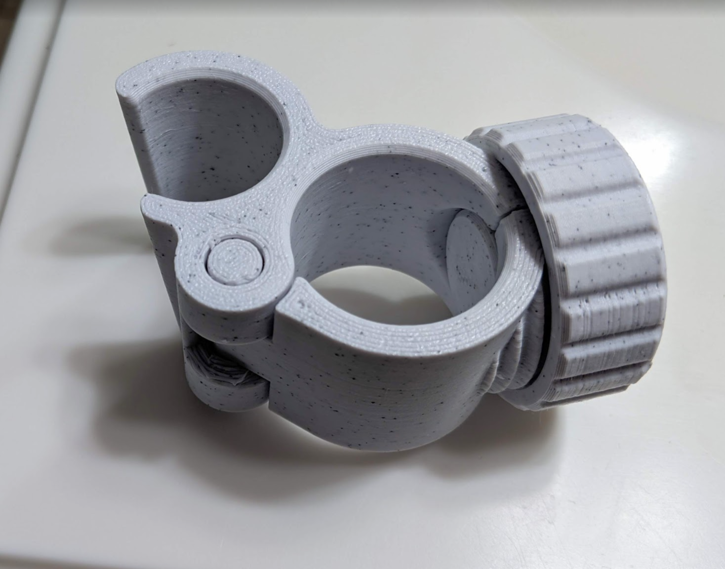 Shower Wand Holder - 28mm bar by Bruuce84 | Download free STL model ...