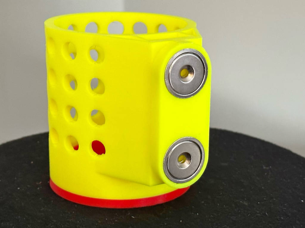 Magnetic remote holder by NotLikeALeafOnTheWind | Download free STL ...