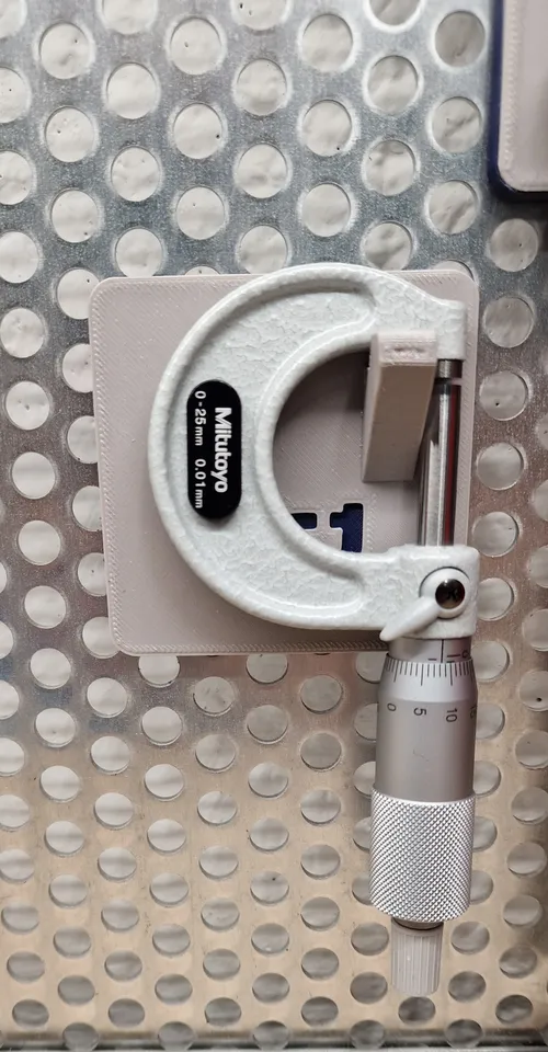 Mitutoyo 0-25 micrometer holder by 3D-PrintThing | Download free STL ...