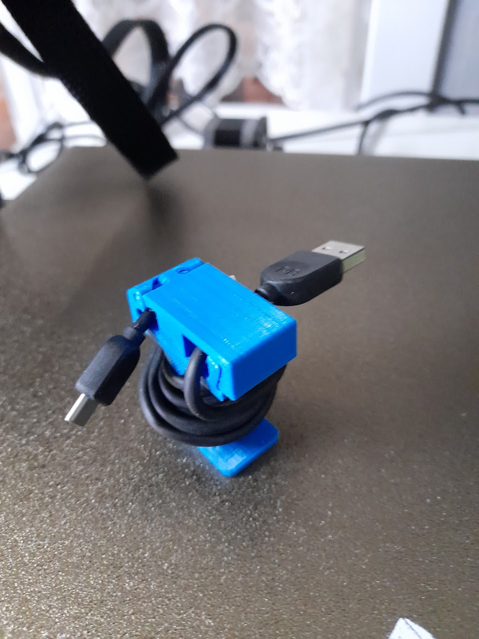 Smal USB Organiser by LindyH | Download free STL model | Printables.com