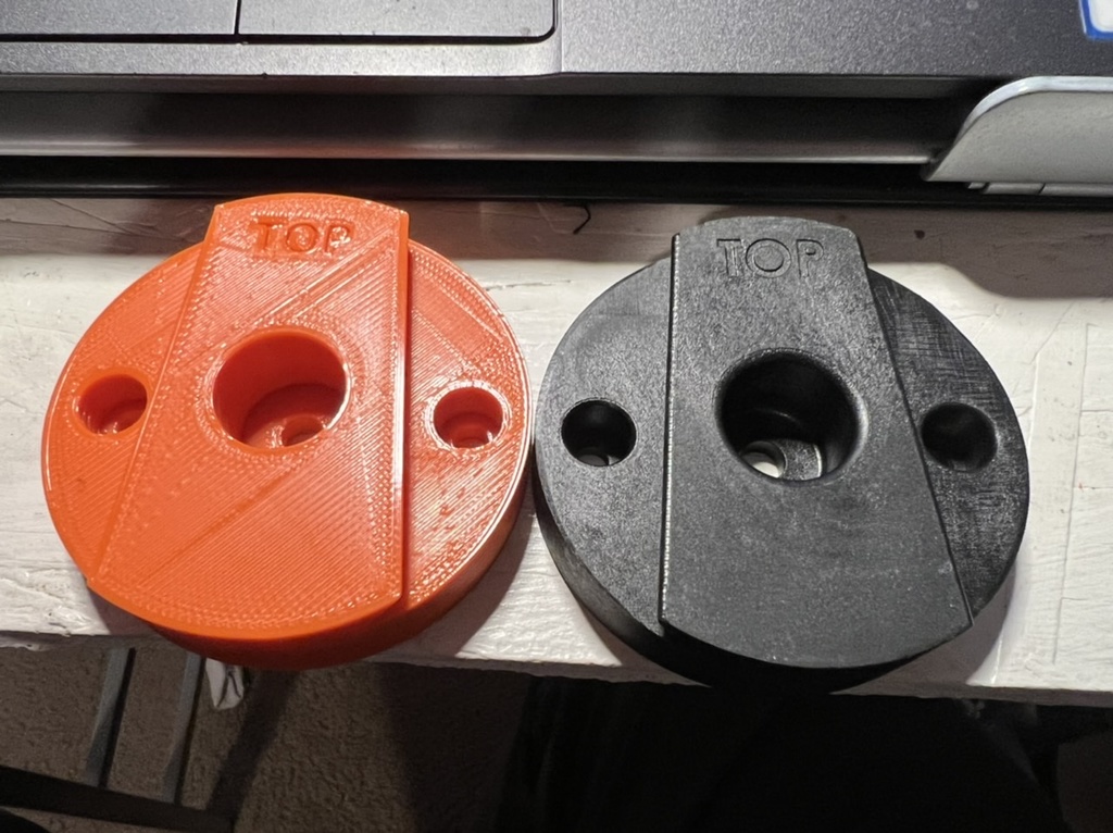 Clam Hub Accesories Mounting plates by Travis Foss | Download free STL ...