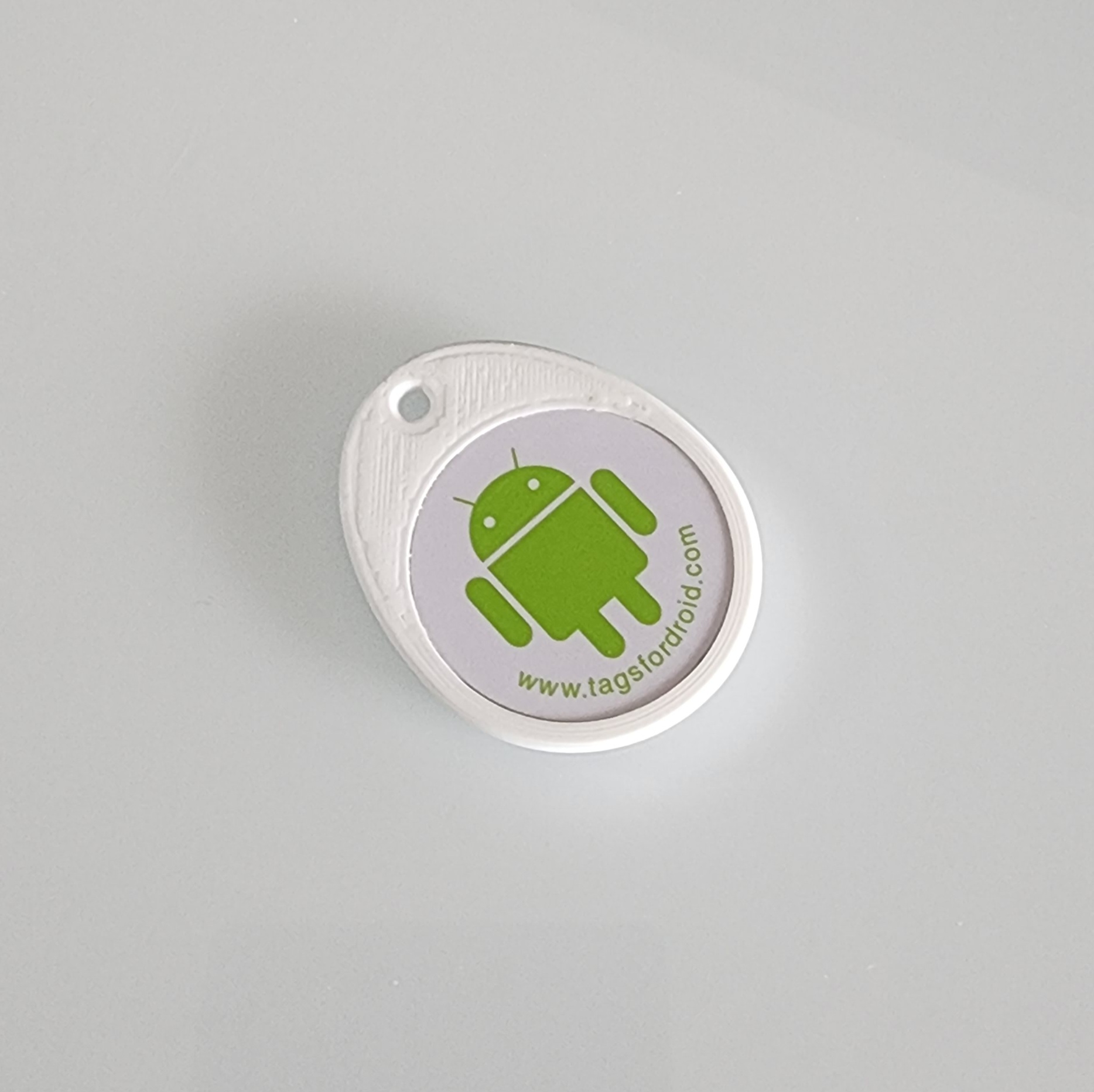 Adhesive RFID Tag Holder by PosterBored | Download free STL model ...