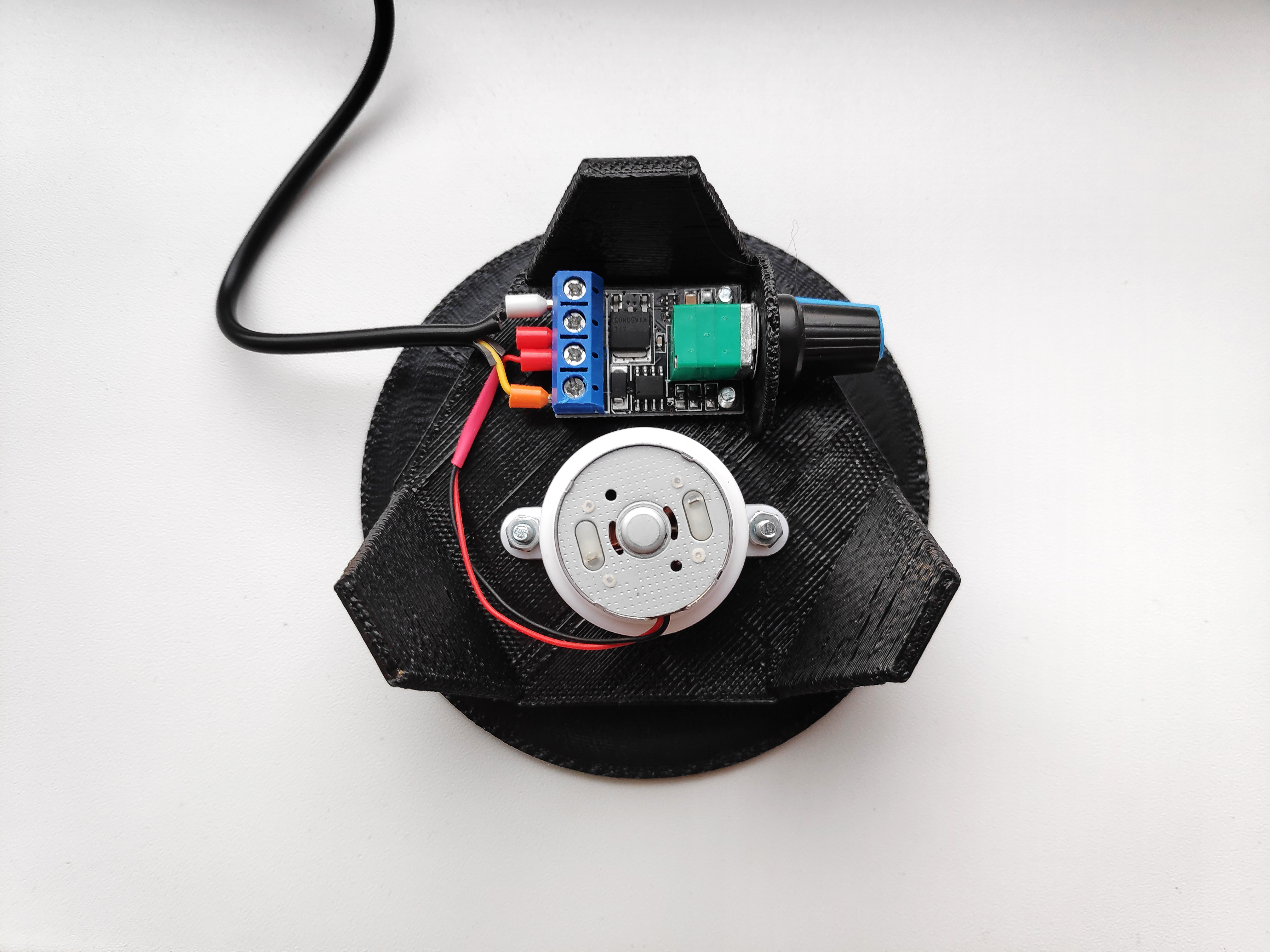 Motorized mini turntable by Kagarov | Download free STL model ...