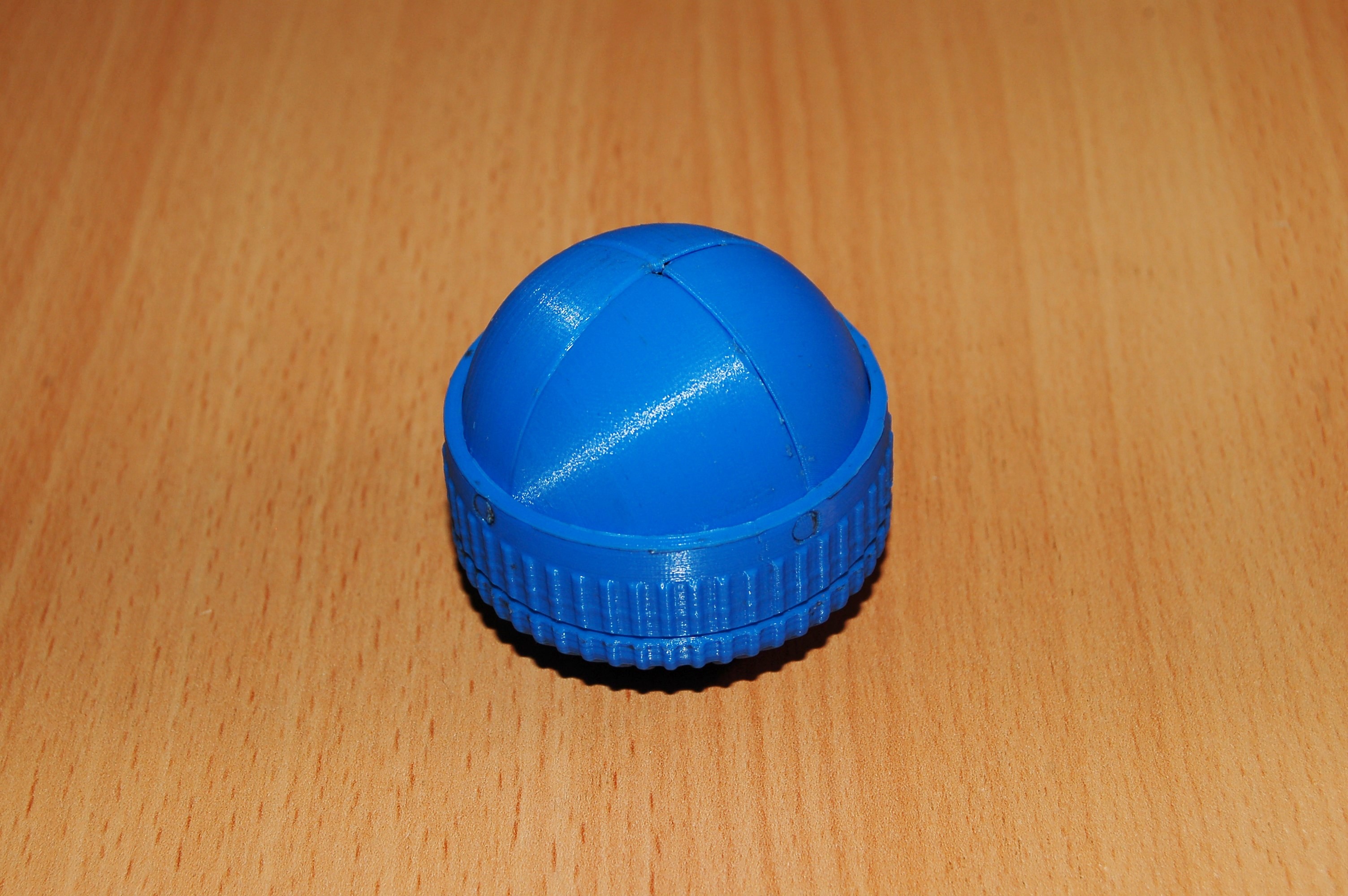 Print in Place Iris Orb-box by Brien Allison | Download free STL model ...