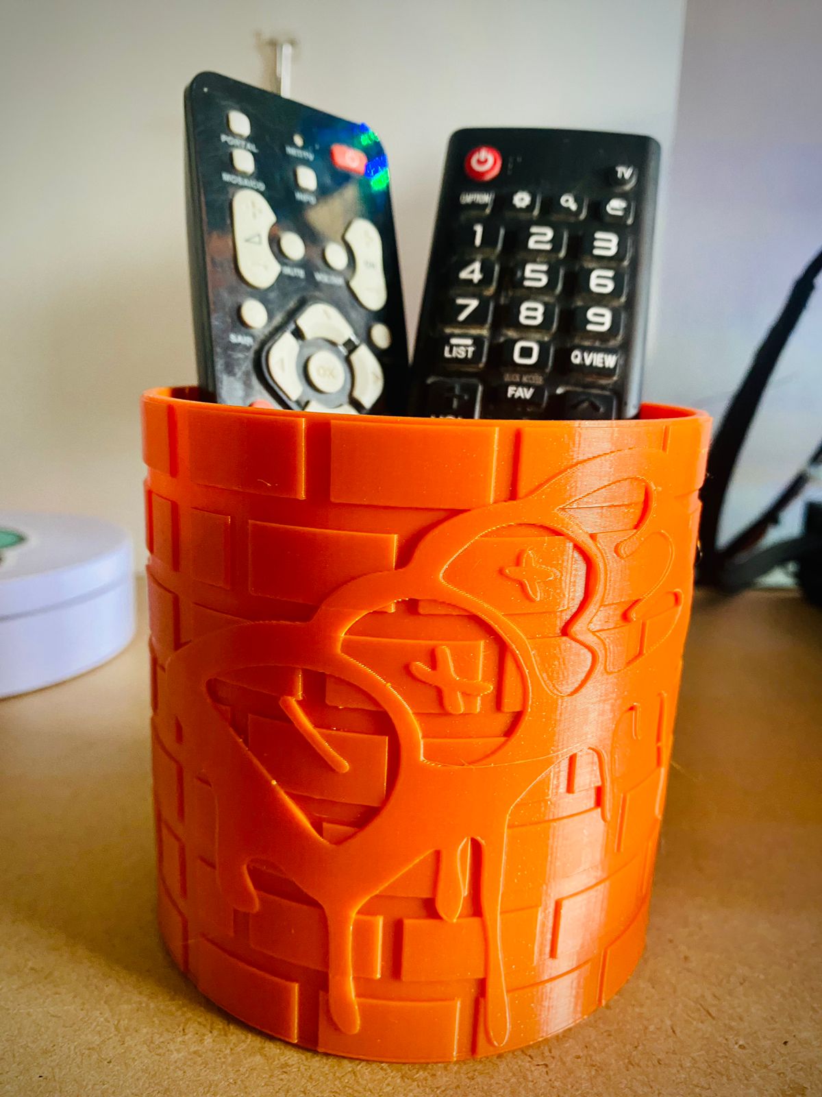 Dope! - Remote & Stuff Holder by Calafell 3D Prints | Download free STL ...