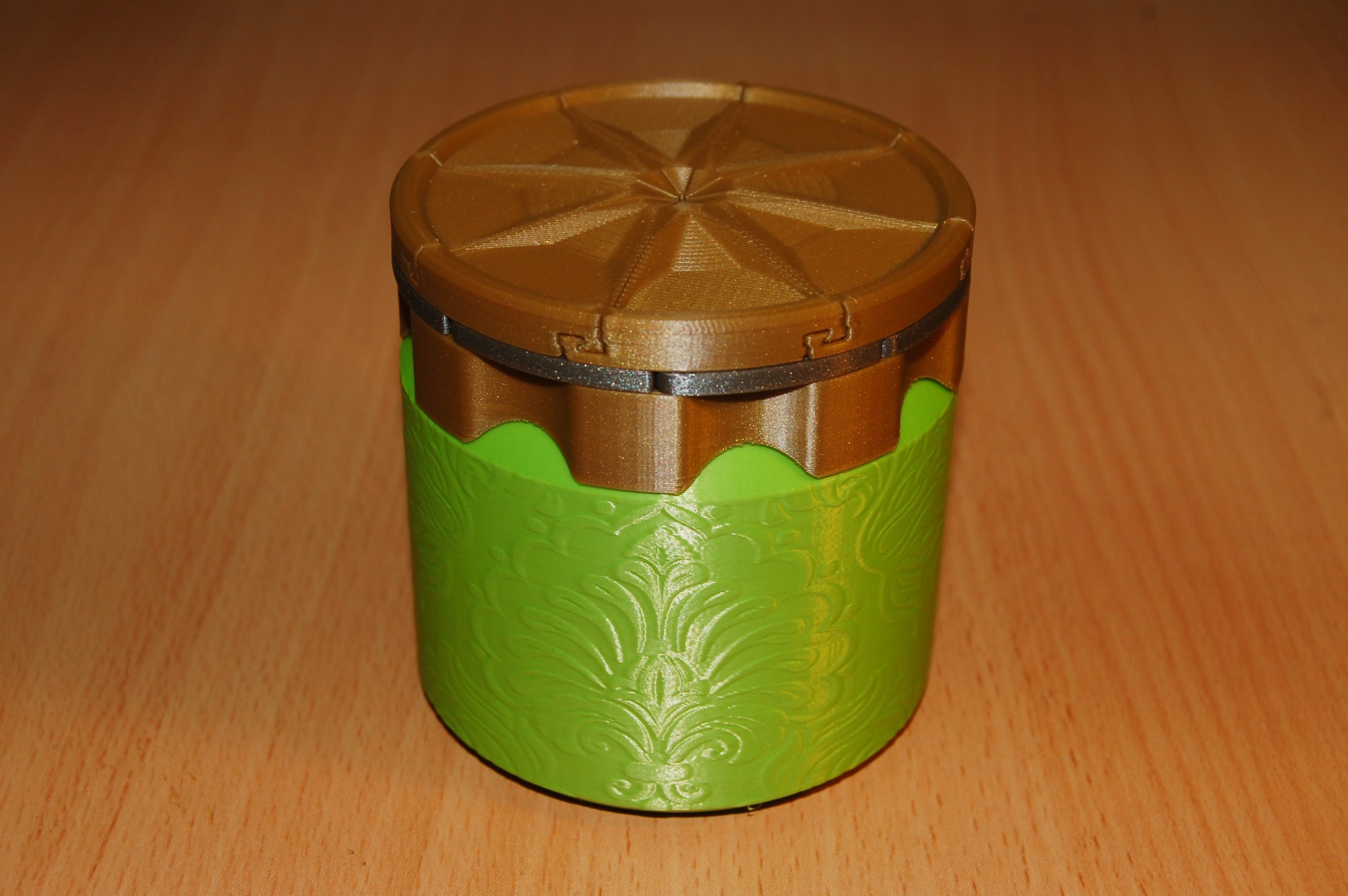 Aperture Iris Box by Brien Allison | Download free STL model ...