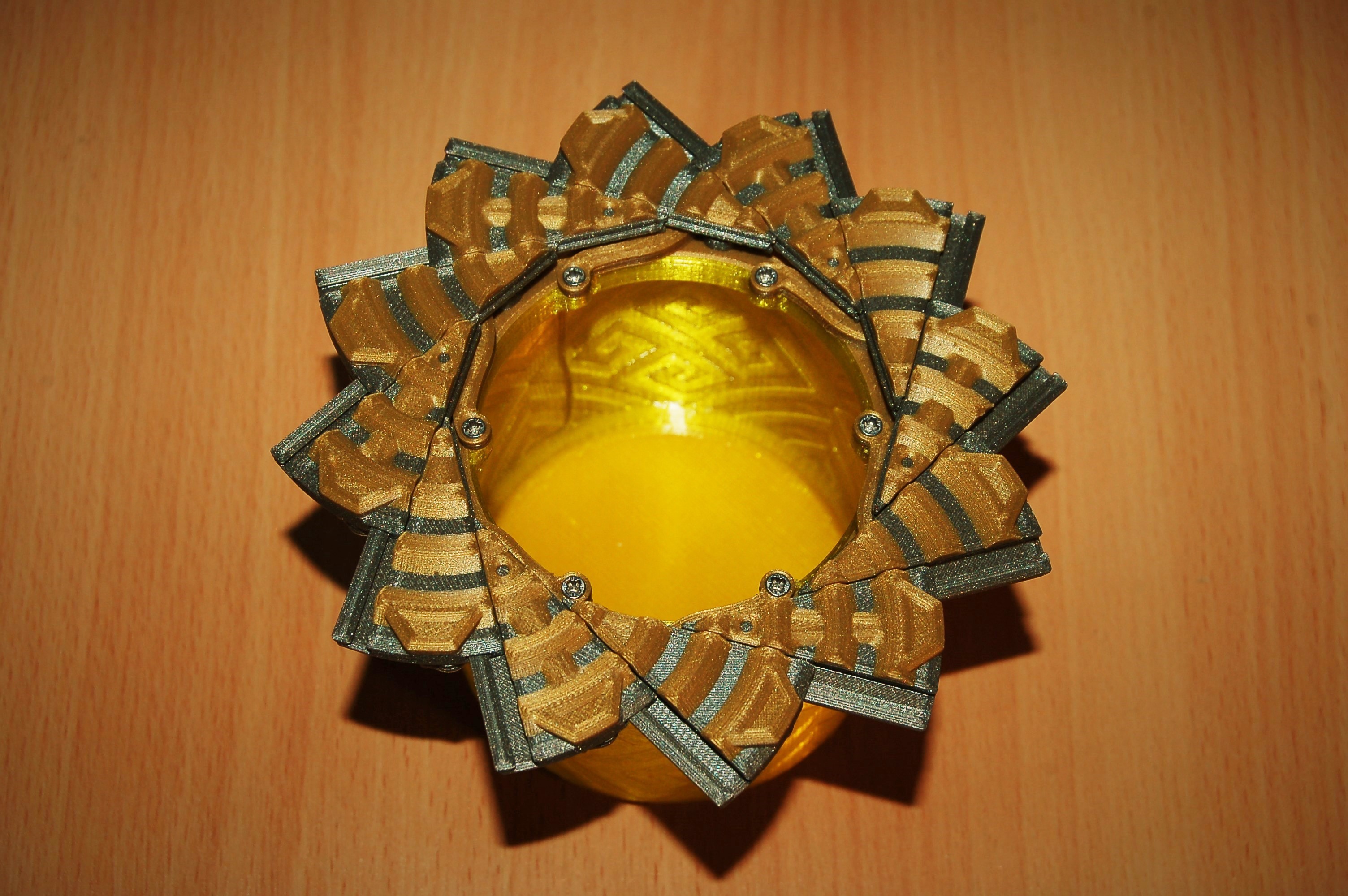 Gear Lid - 12 Leaf Aperture Iris Box by Brien Allison | Download free ...