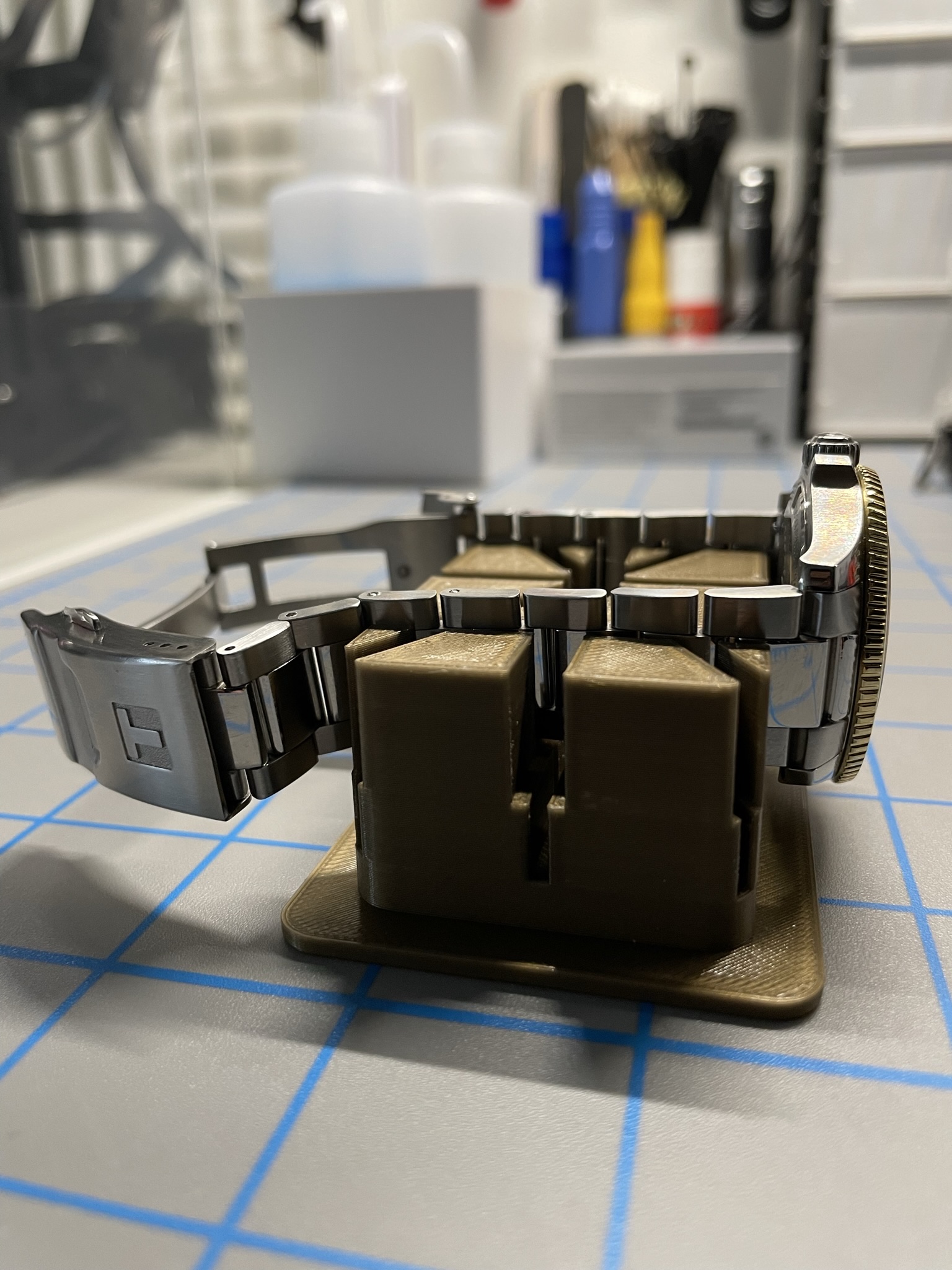 Watch Service Block Base by Memo | Download free STL model | Printables.com