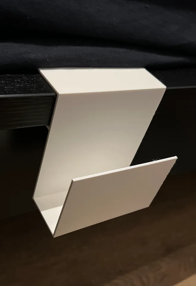 Ikea Malm Bed Remote / Phone Holder by Maxilo311 | Download free STL ...