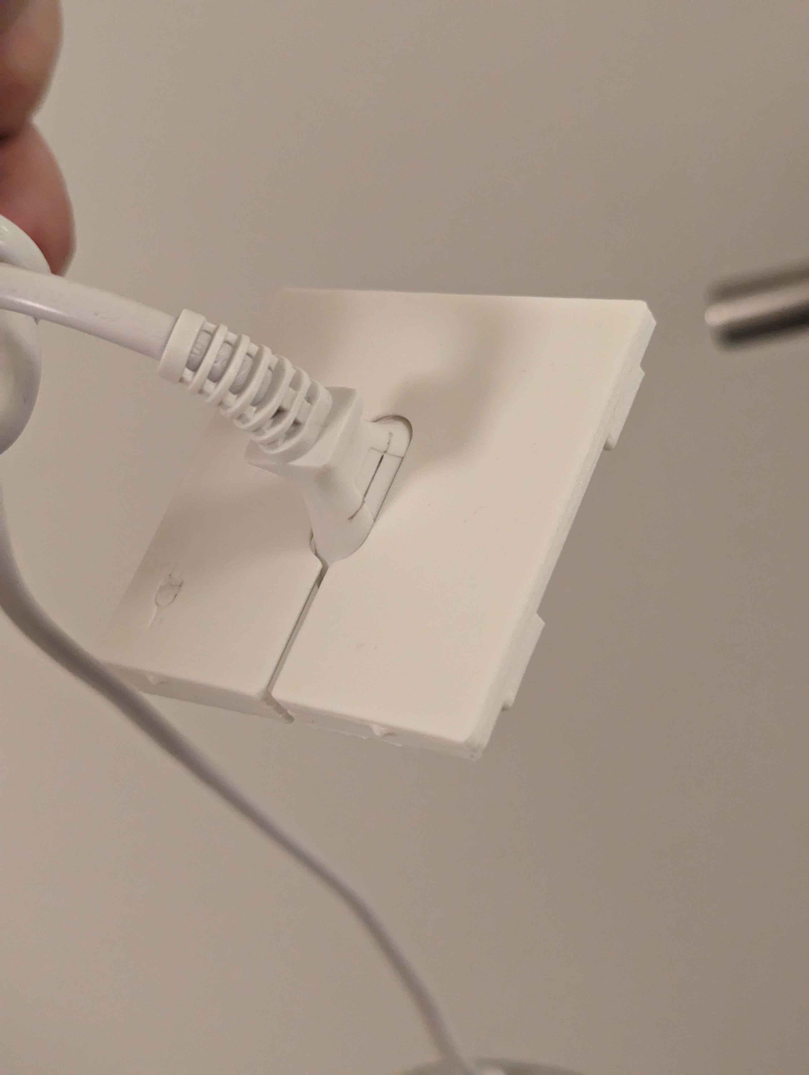 GIRA cover with cable cutout by Stefan | Download free STL model ...
