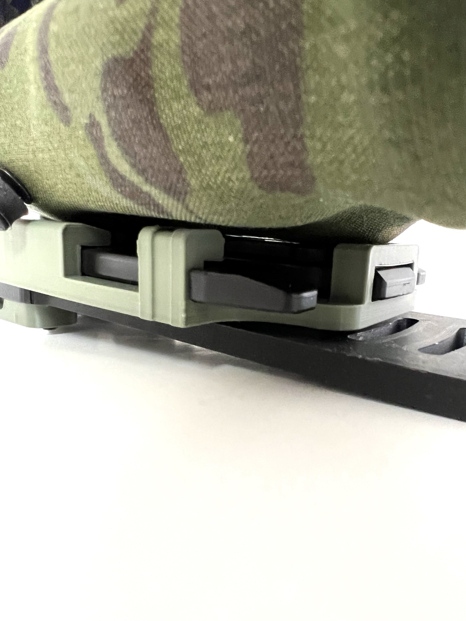 Safariland QLS 22 Reciever Plate by M1 Industries | Download free STL ...
