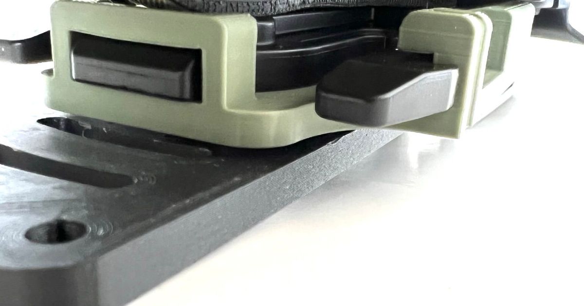 Safariland QLS 22 Reciever Plate by M1 Industries | Download free STL ...