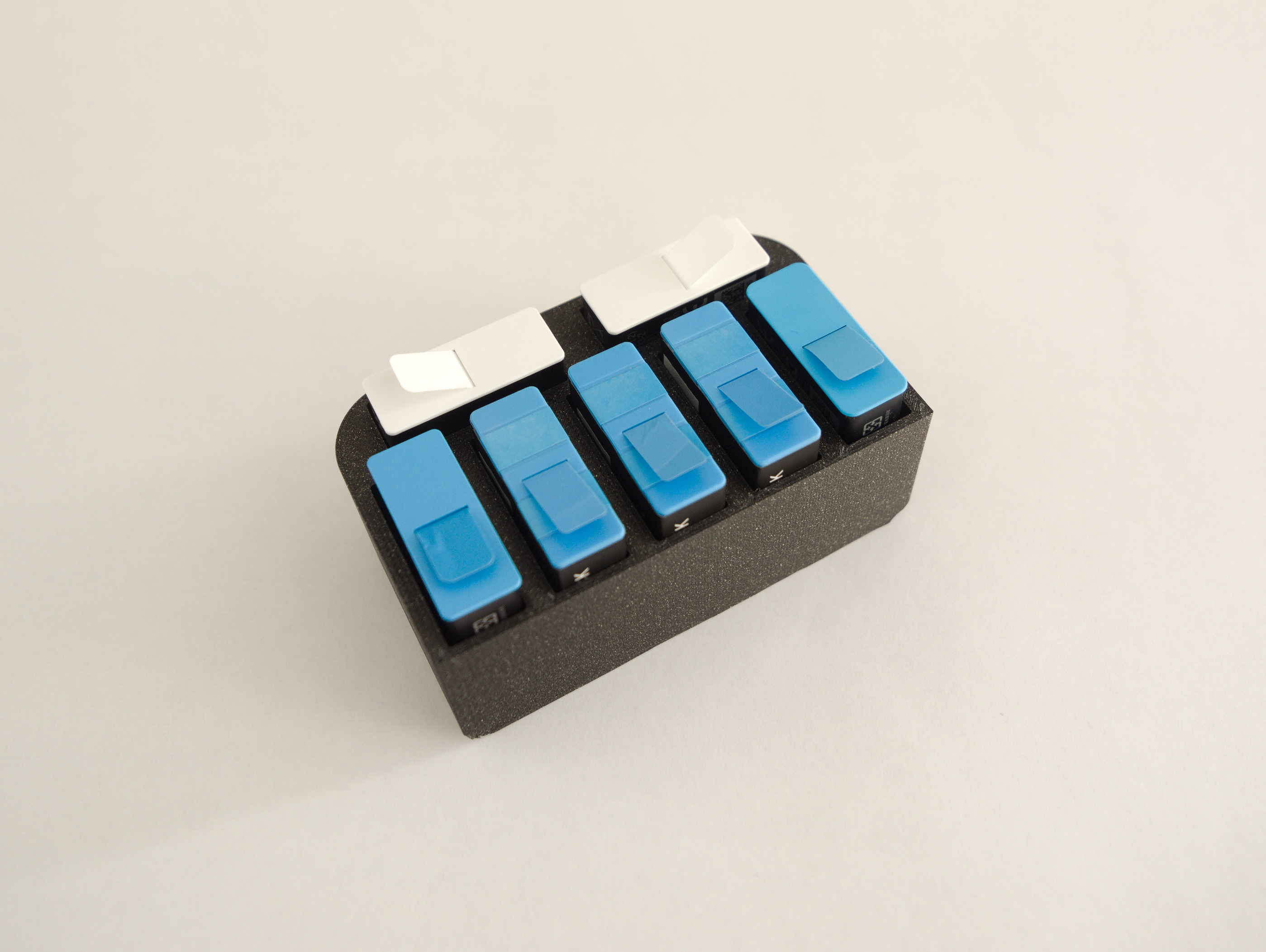 GoPro Battery Organizer for Original GoPro Case by Pea Prog | Download ...