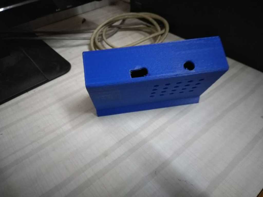 raspberry pi with 5 inch screen by heemanth | Download free STL model ...
