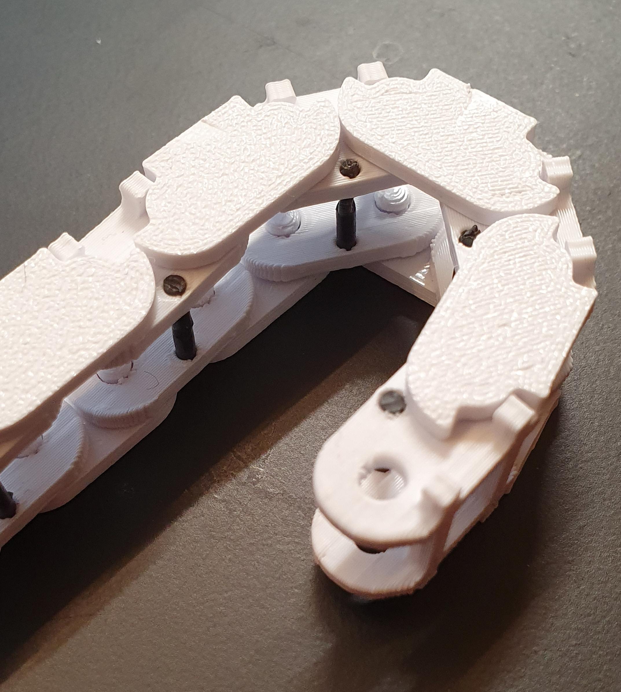 Drag Chain with Ender3 S1 Brackets included. (updated) by Nn | Download ...