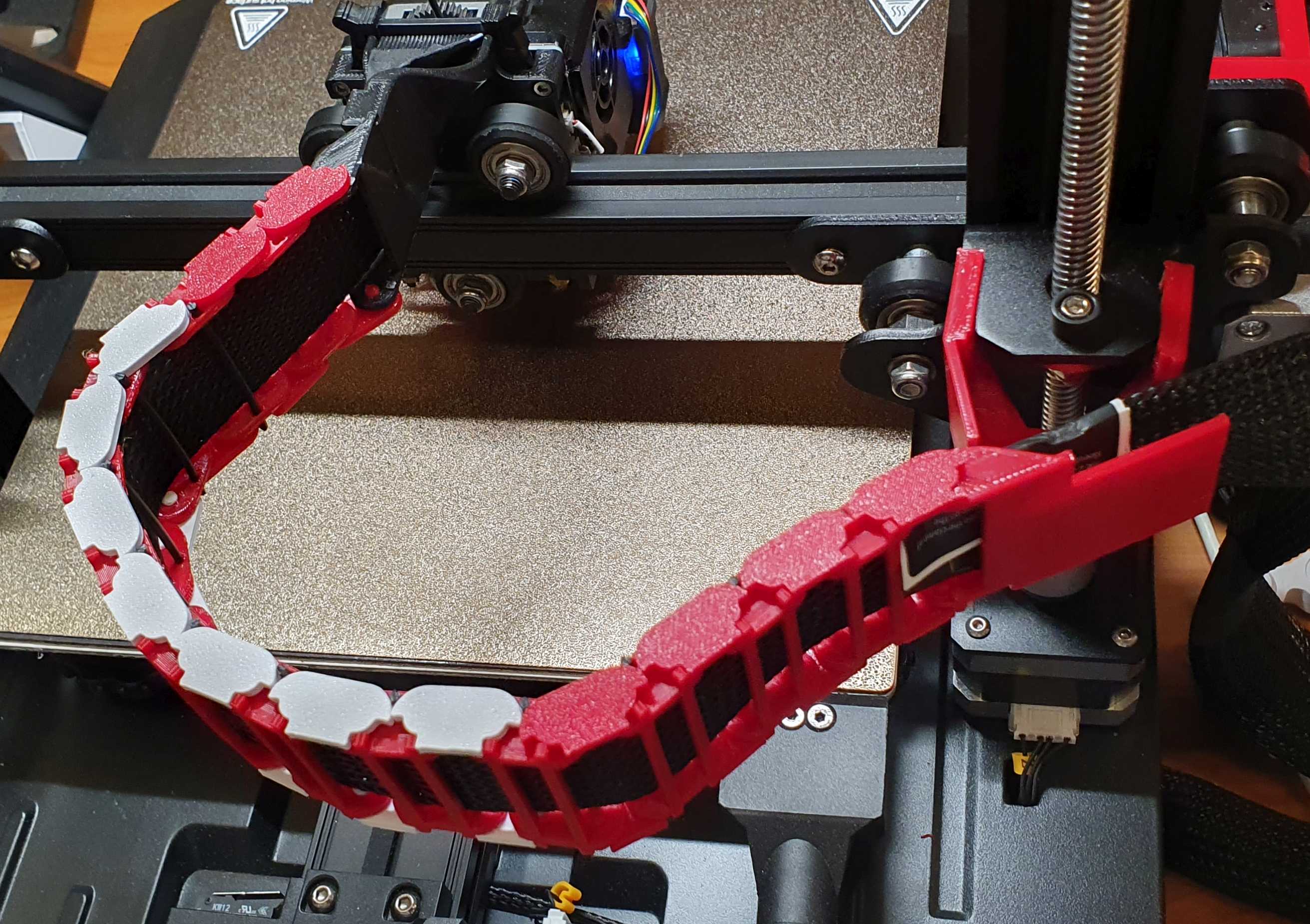 Drag Chain with Ender3 S1 Brackets included. (updated) by Nn | Download ...