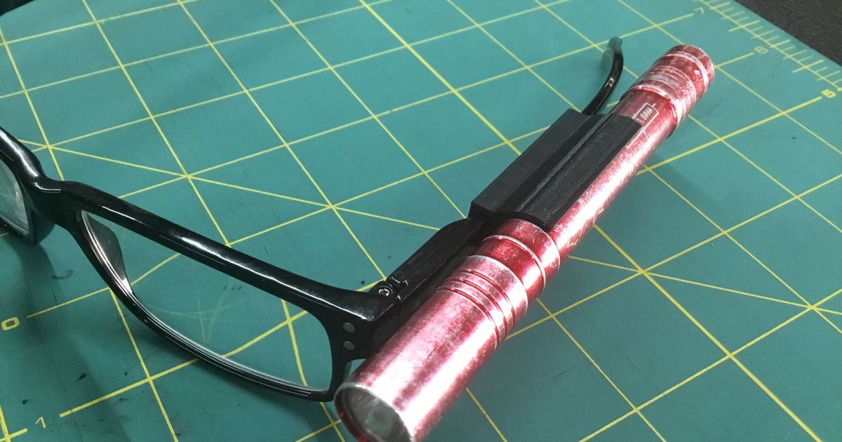 Eyeglass Flashlight Holder by M7 Designs | Download free STL model ...