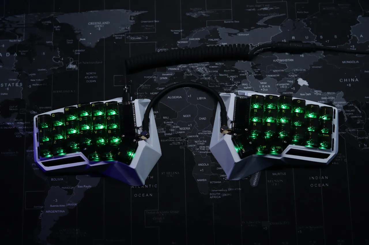 The Kunai - Corne Case by mell0w | Download free STL model | Printables.com