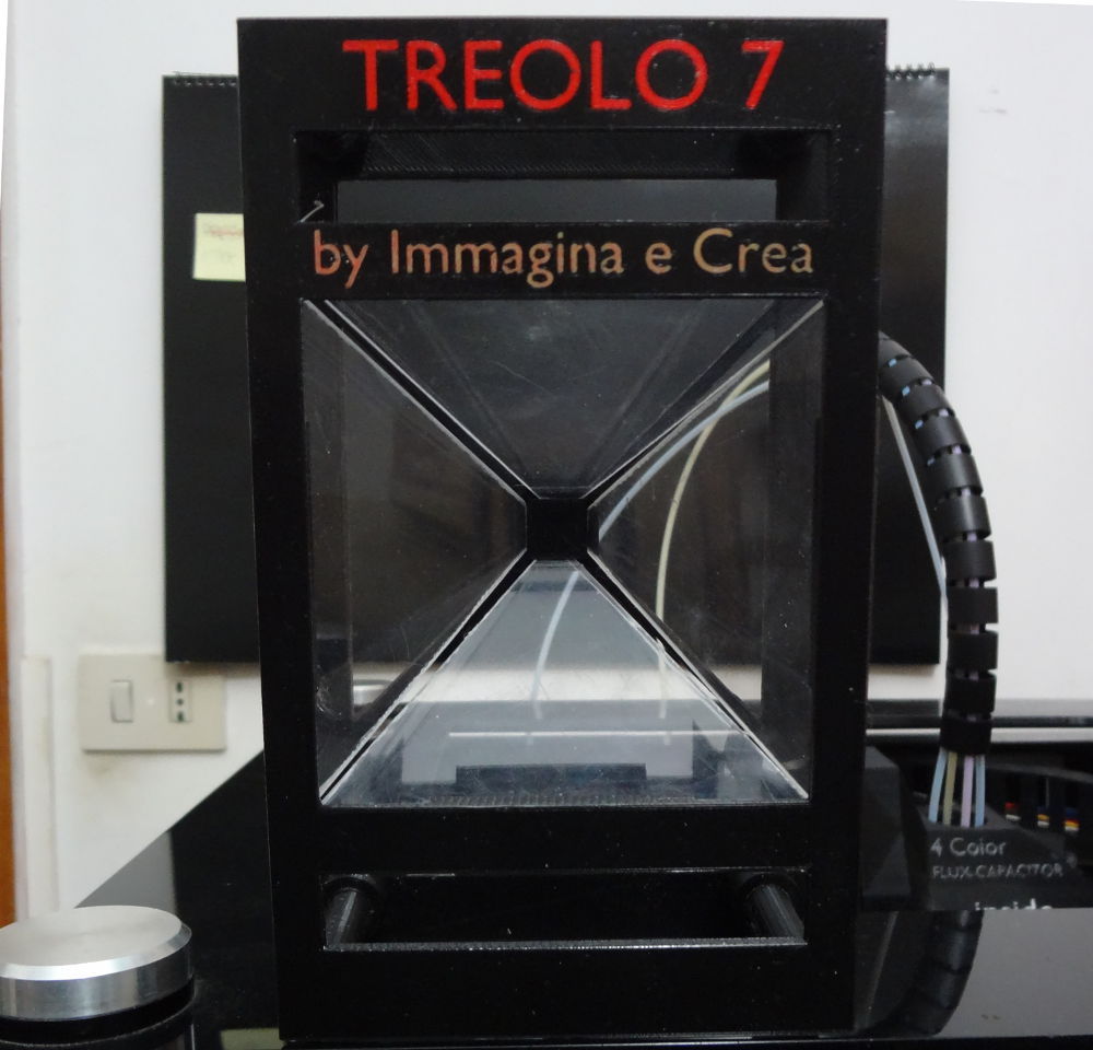 TREOLO 7 - Another holographic pyramid (Glue less) od autora ...