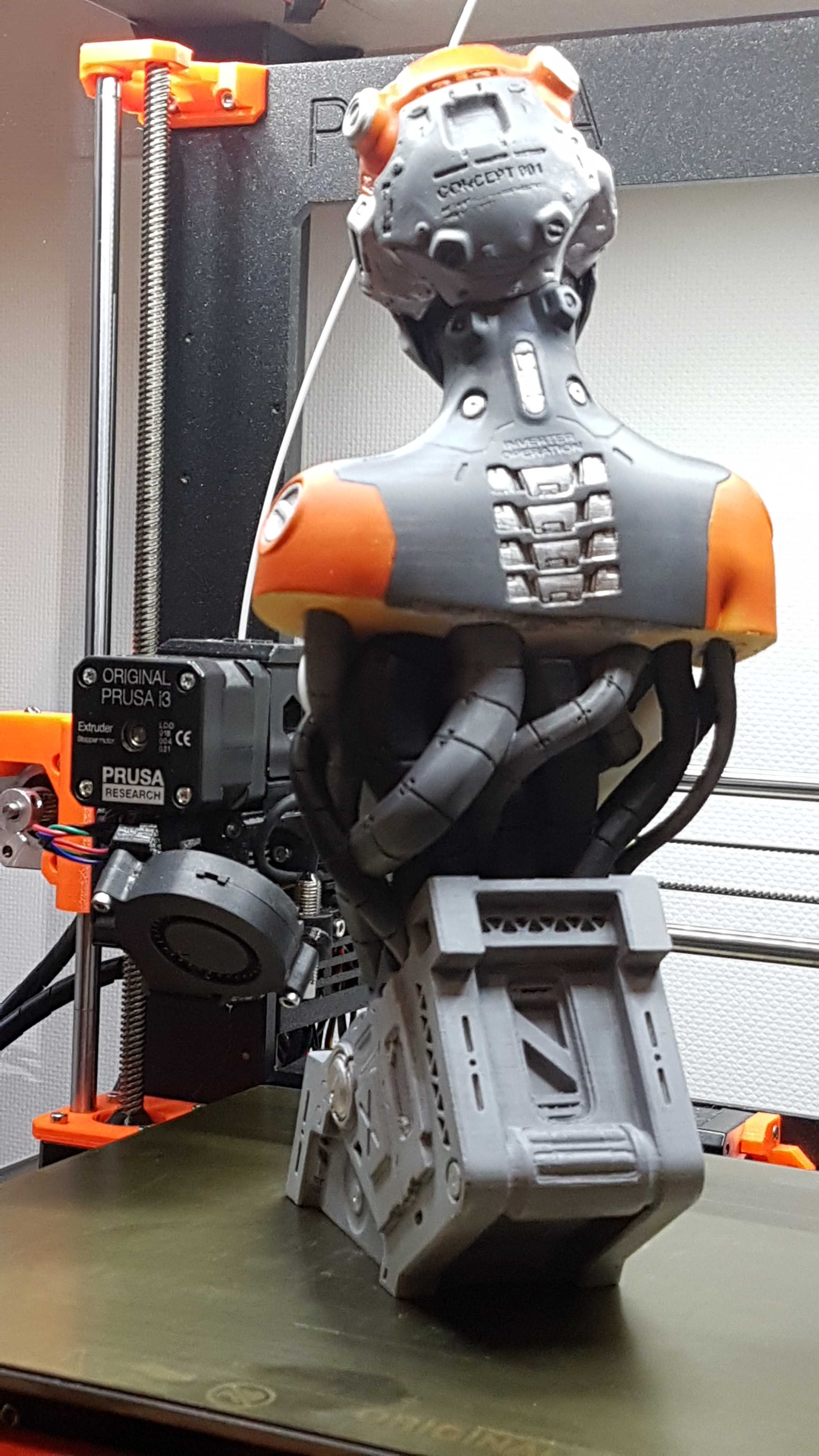 Female Cyborg von ConcreteHead | Kostenloses STL-Modell herunterladen ...
