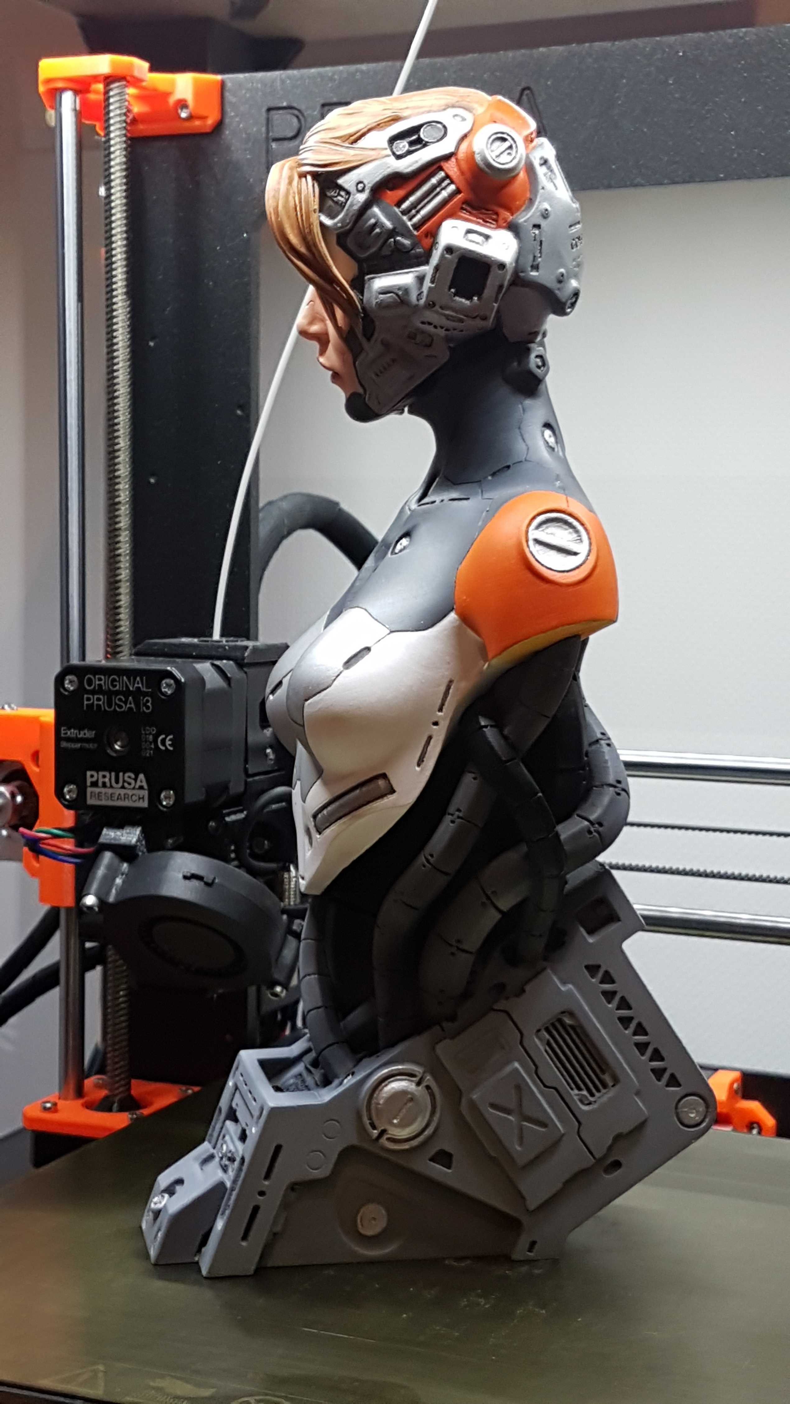 Female Cyborg von ConcreteHead | Kostenloses STL-Modell herunterladen ...
