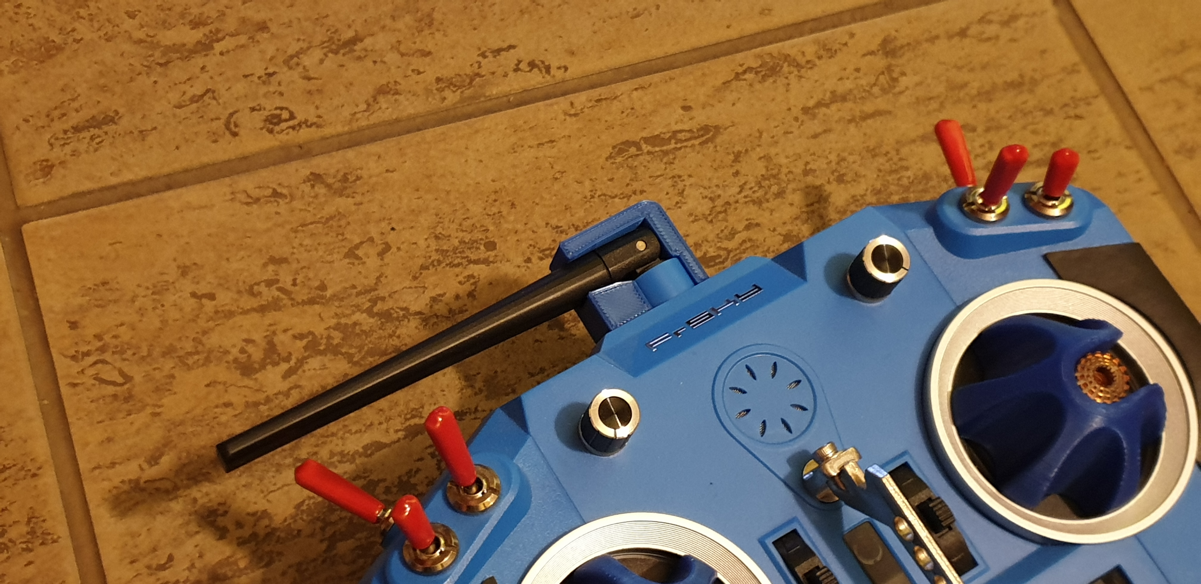 Taranis q X7 antenna protector by slvkmkr | Download free STL model ...