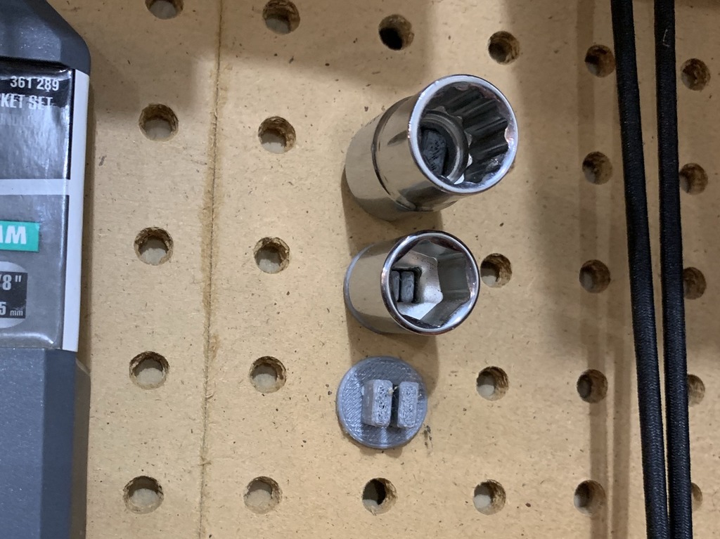 Single Pegboard Socket Holders by Krusheen | Download free STL model | Printables.com