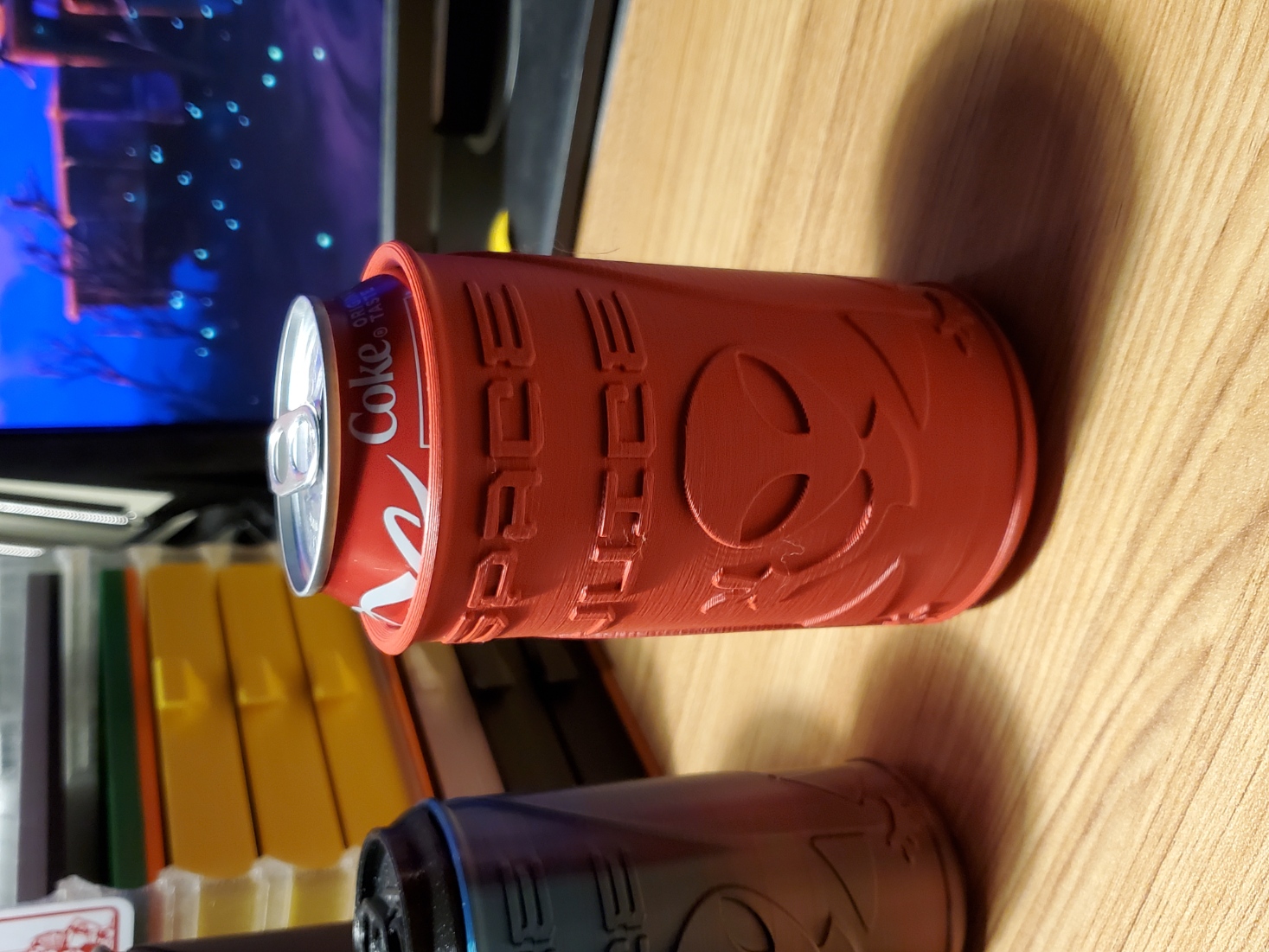 Space Juice Drink Holder by KeyboardCrawlin | Download free STL model ...