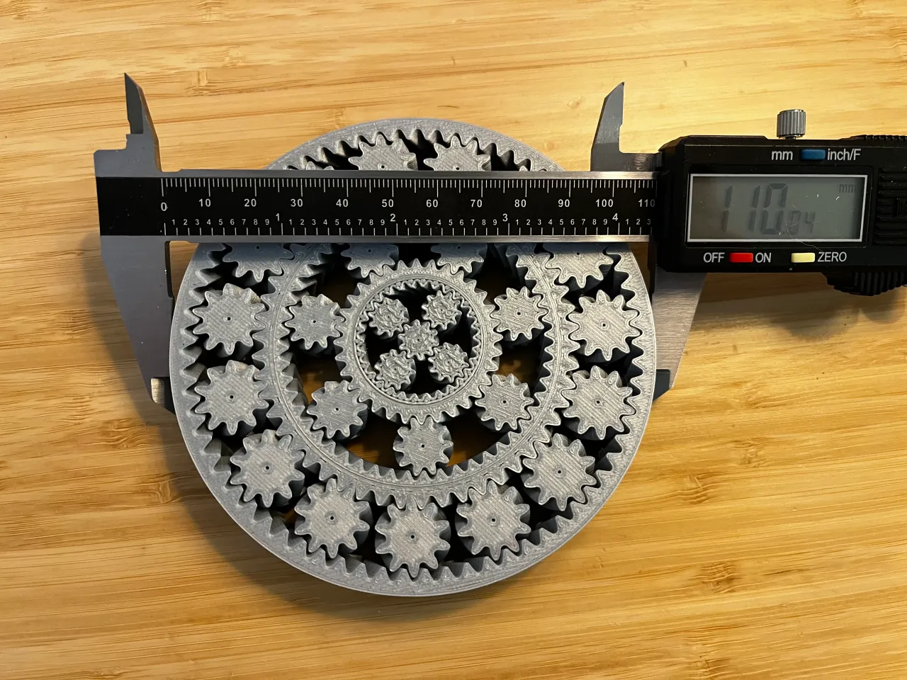 Print in Place 3 in 1 Planetary Gears by Dangineering | Download free ...