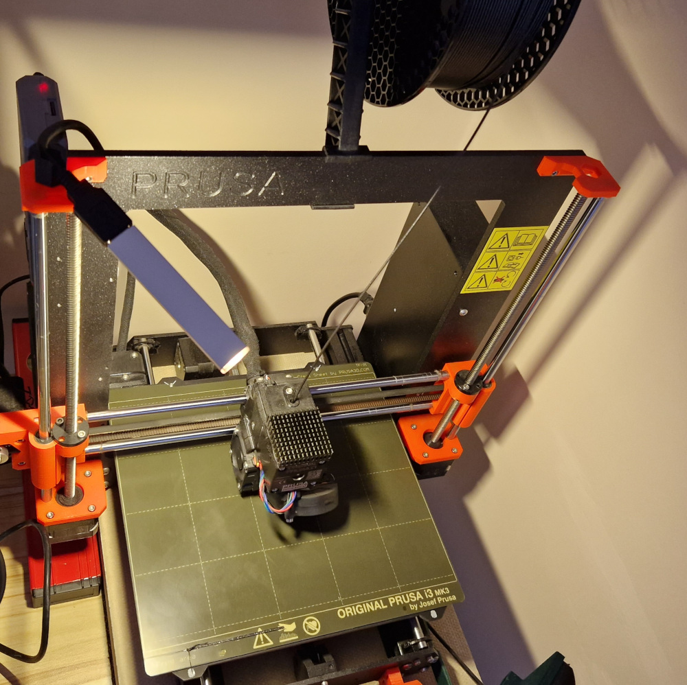Prusa i3 Light Holder by seek_treasure | Download free STL model ...
