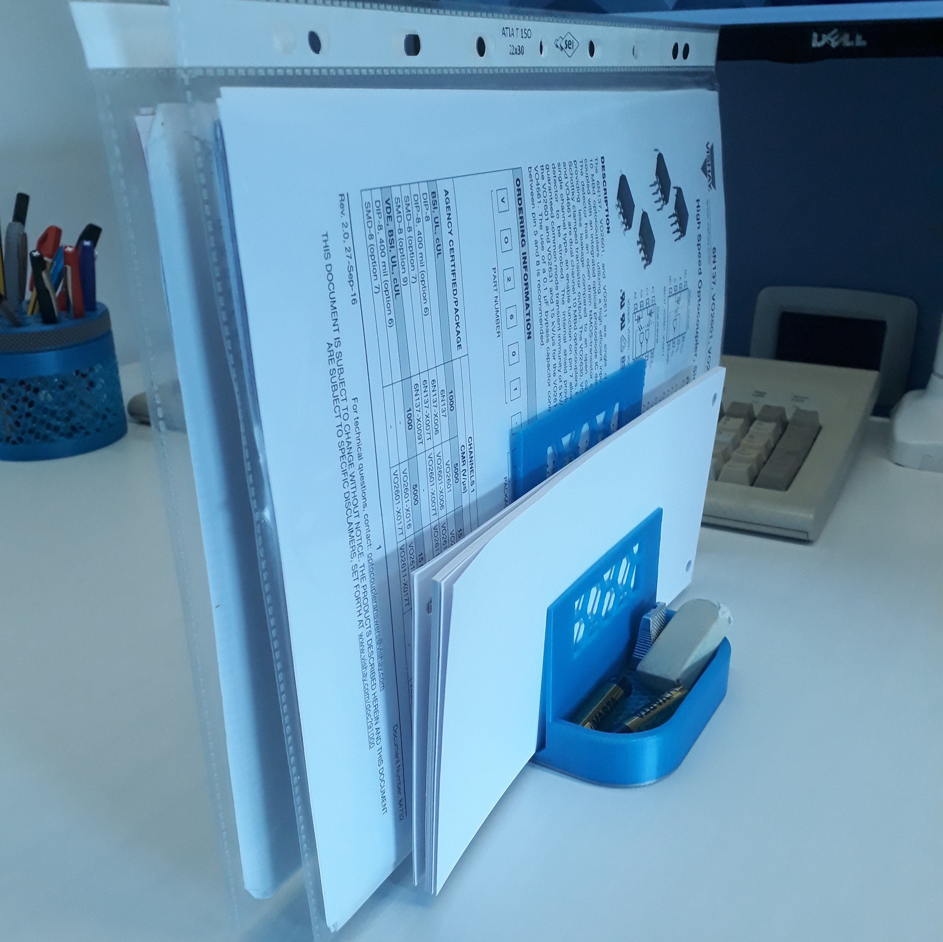 Vertical document organizer / holder by Matteo Cristini | Download free ...