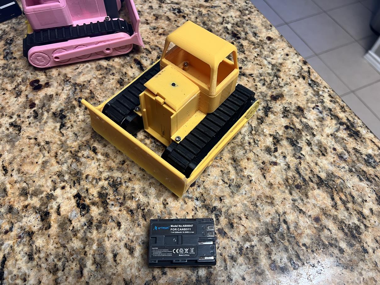 Bulldozer toy by Kisssys | Download free STL model | Printables.com