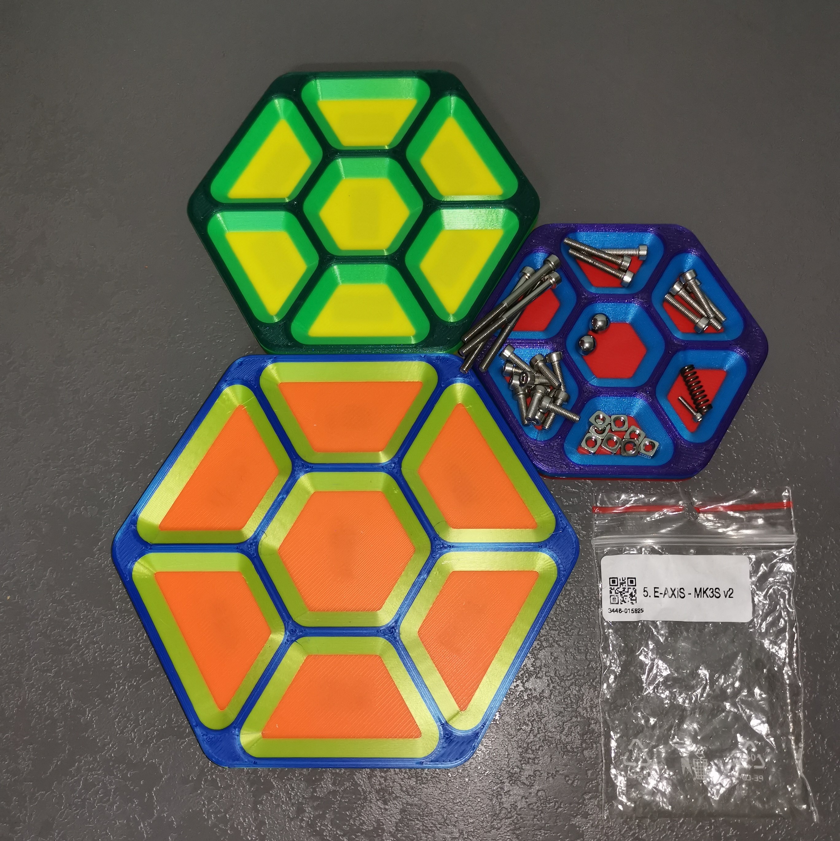 Hexagon sorter trays by Mike Loibl | Download free STL model ...