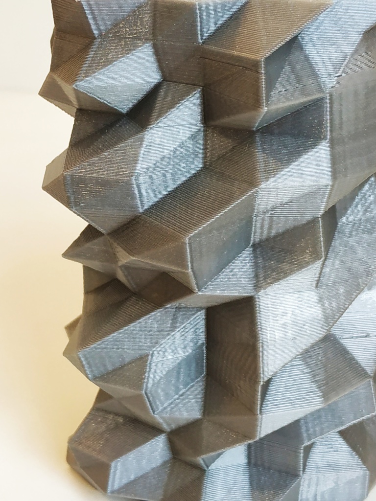 Crazy geometry pen holder 1 by Juan de Trisophy | Download free STL ...