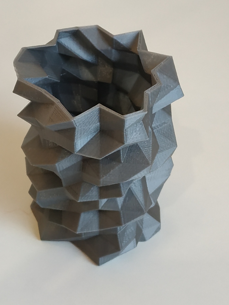 Crazy geometry pen holder 1 by Juan de Trisophy | Download free STL ...