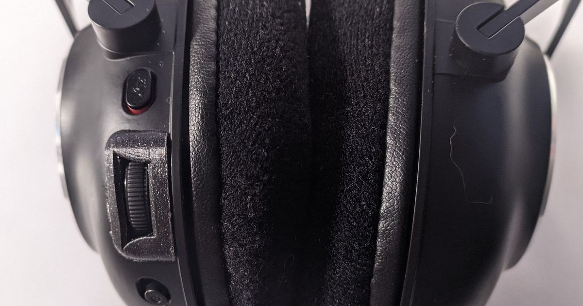 Logitech Pro X (Wireless) Hoodie Volume Control Protector Mod by Markus ...