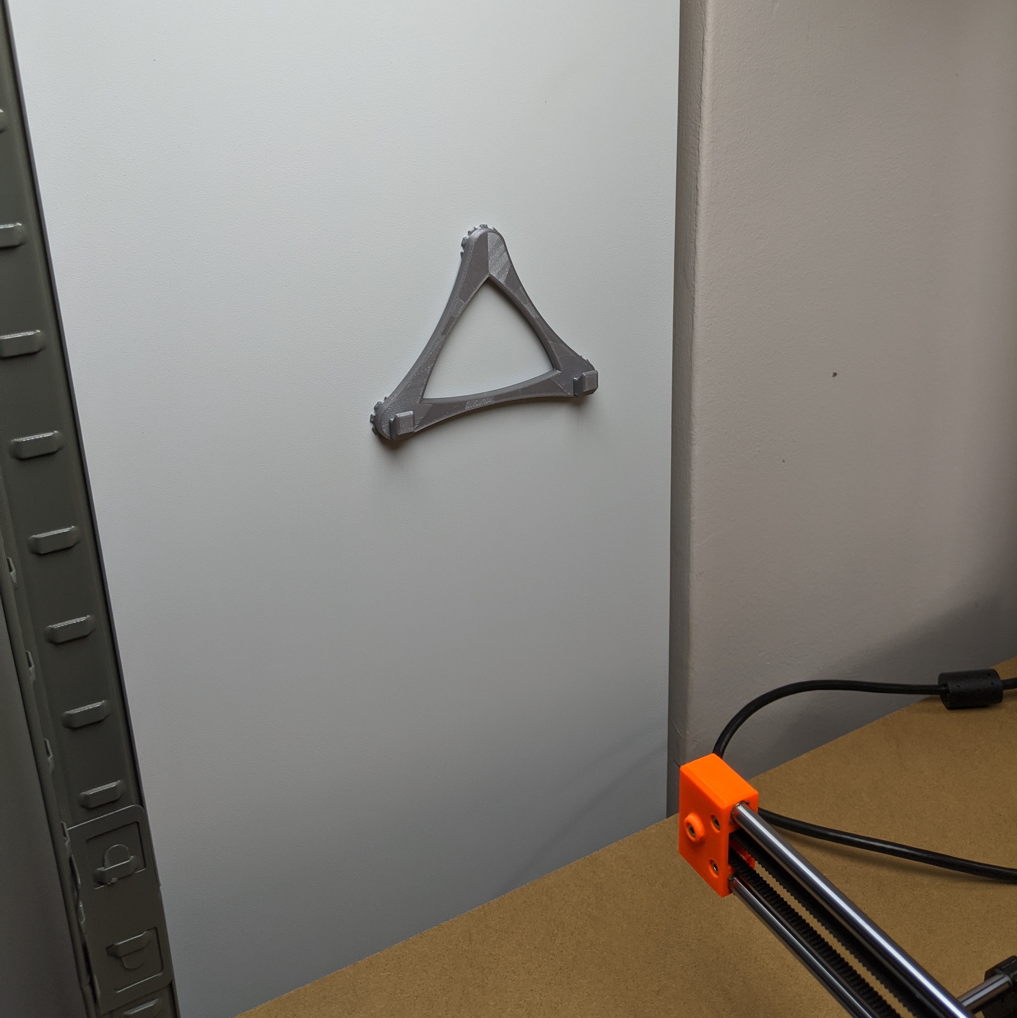 Magnetic bed holder by Nigel Johnson | Download free STL model ...