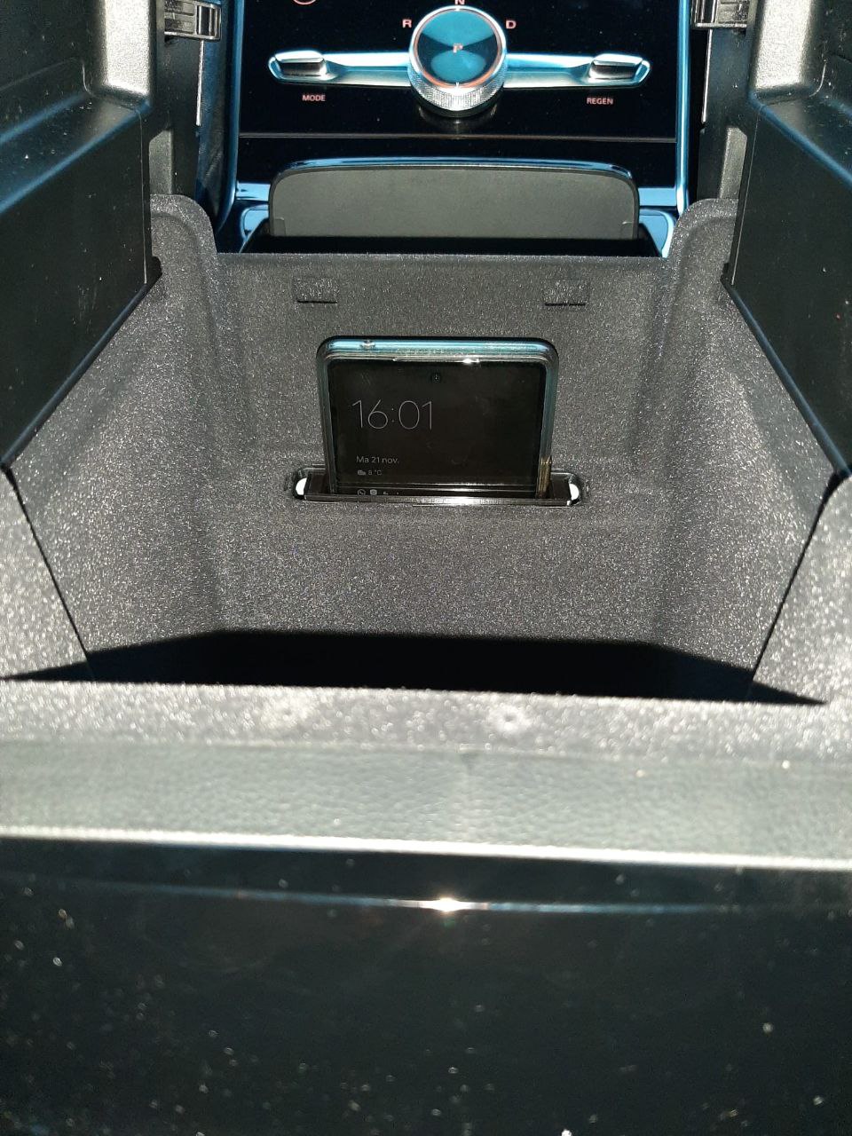 MG Marvel R Wireless Charger Slot Insert by Freekers | Download free ...