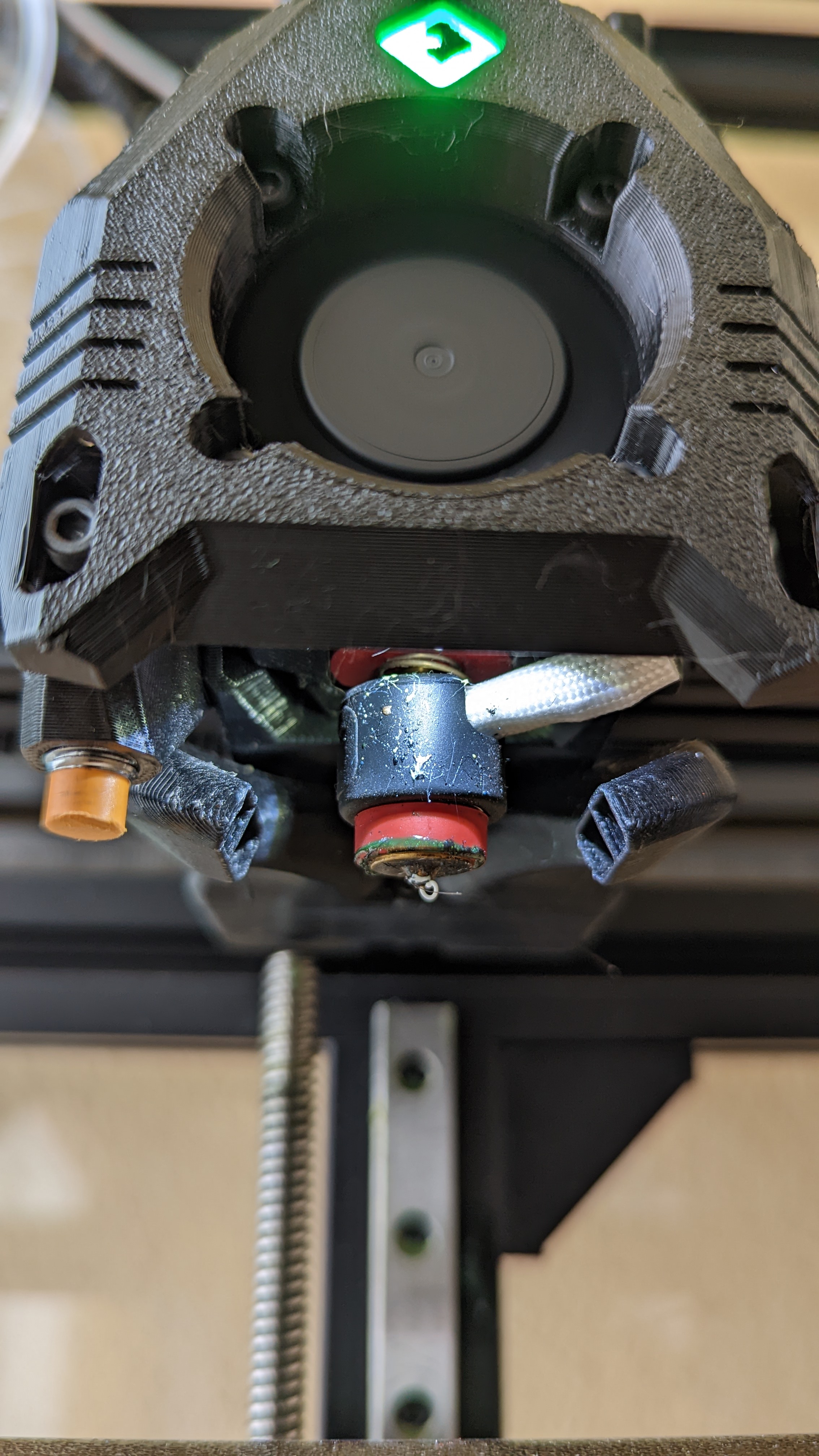 Neopixel tank shroud fan cover von Biny | Kostenloses STL-Modell ...