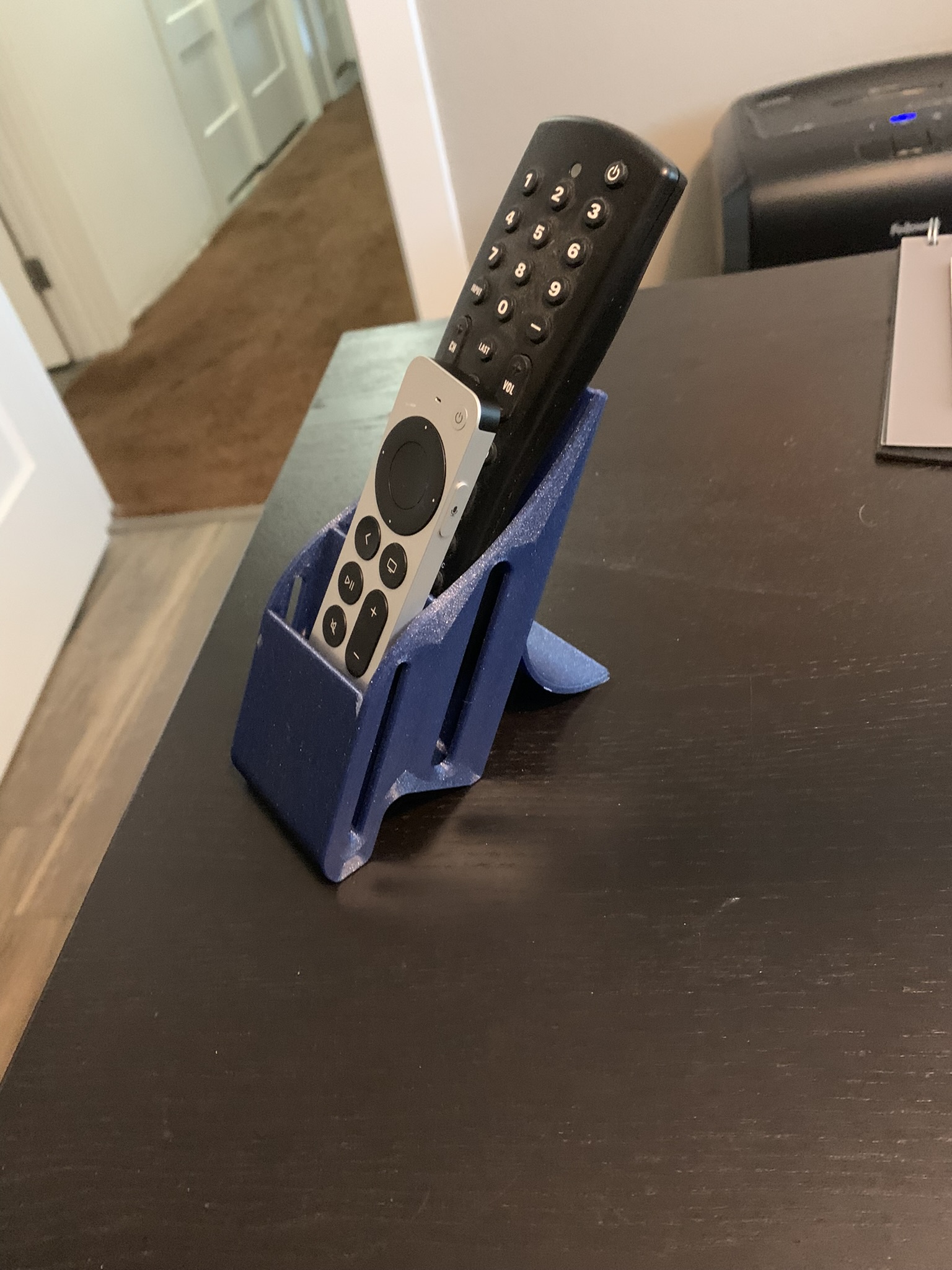 Remote holder by Dot Dot Dash | Download free STL model | Printables.com