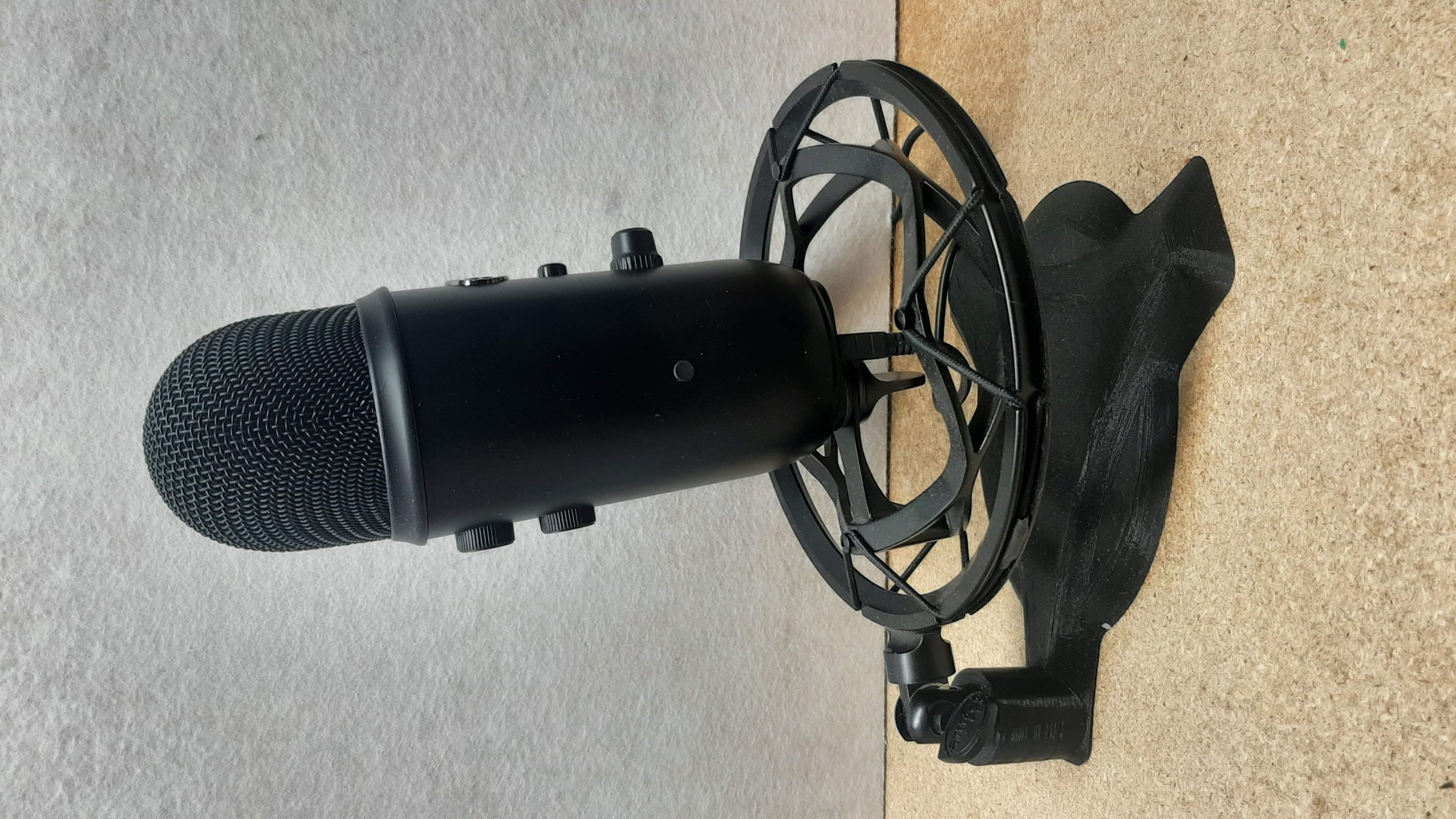 Mic Stand for desk Blue Yeti mic or other by Alberta3D | Download free ...