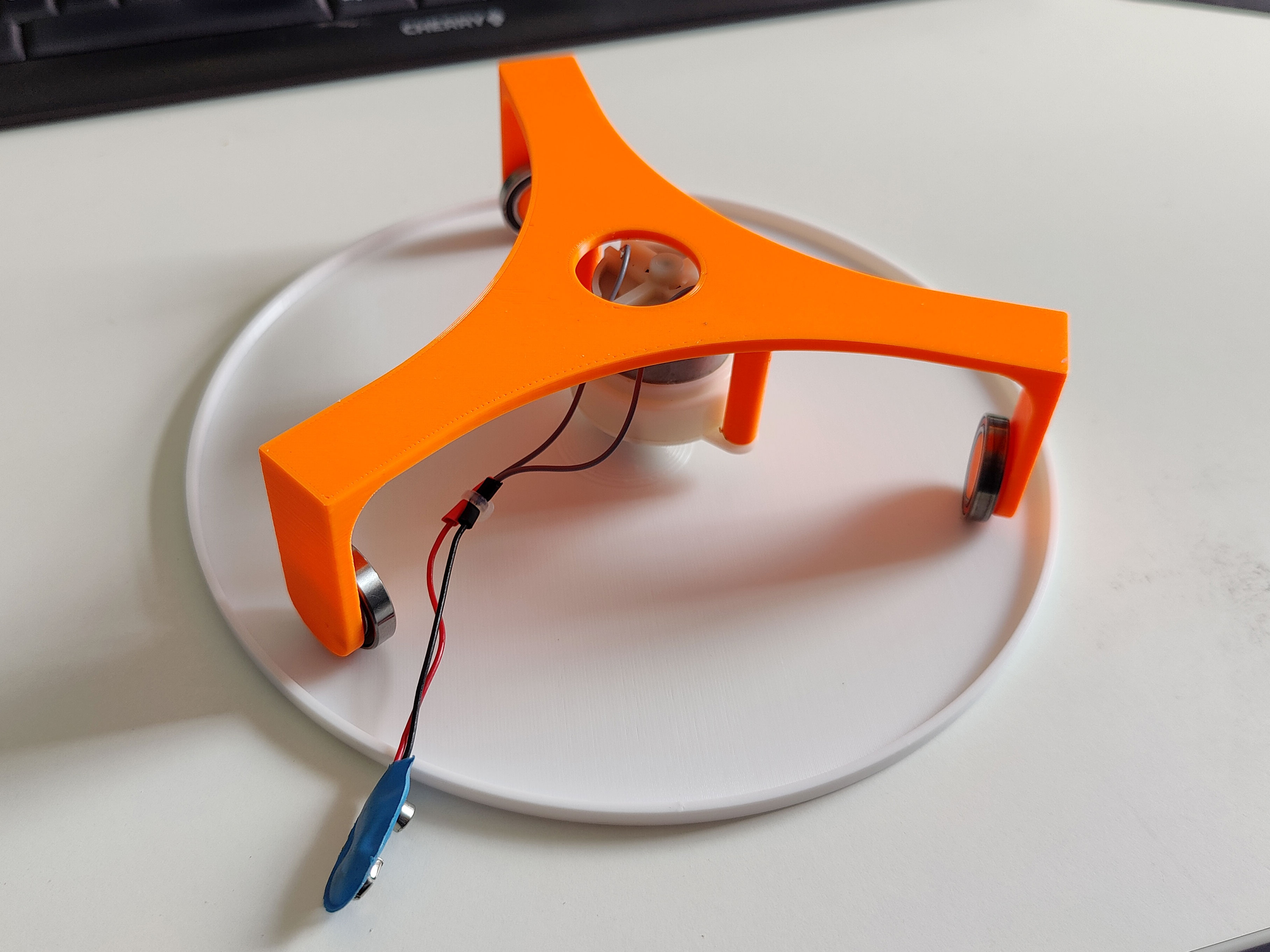 360° Turntable - Electric Motorized Rotating Display Platform por Clemi ...