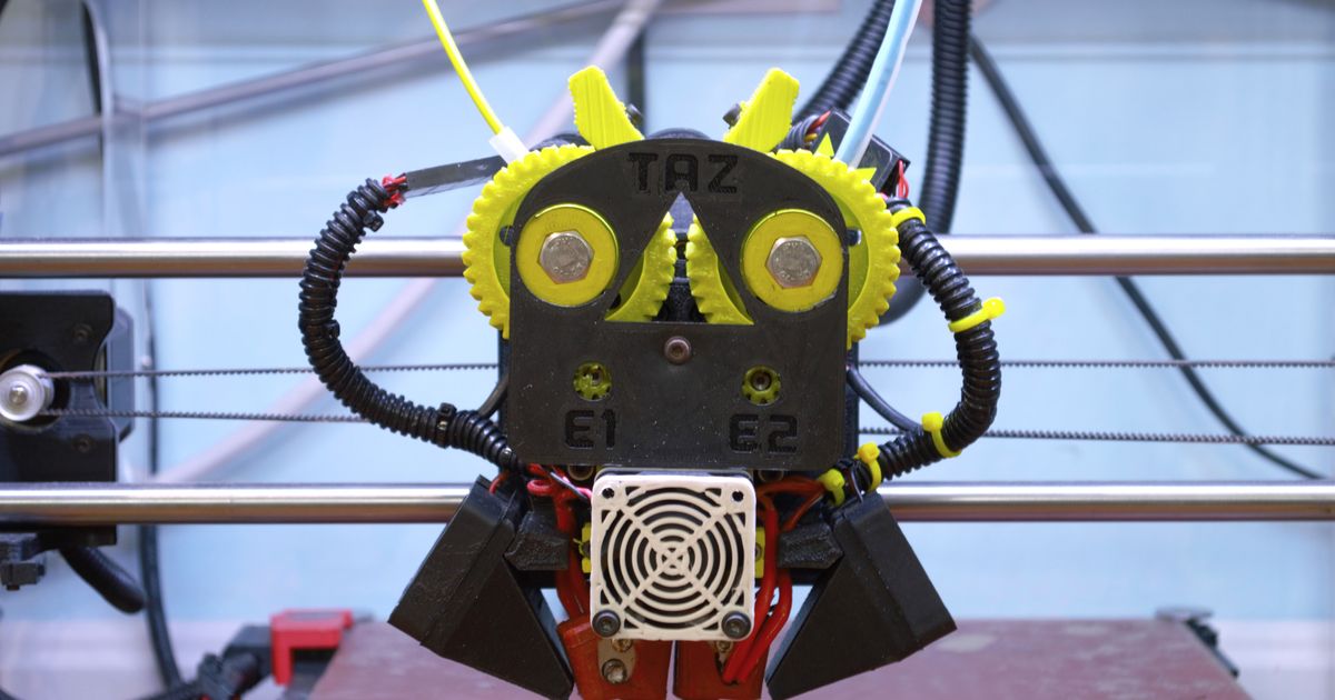 Lulzbot Taz Dual Extruder V2 Redesign by Skappy21 | Download free STL ...