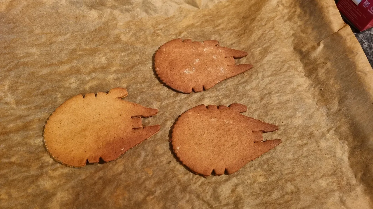 Millenium Falcon cookie cutter by Peter Adermark | Download free STL ...