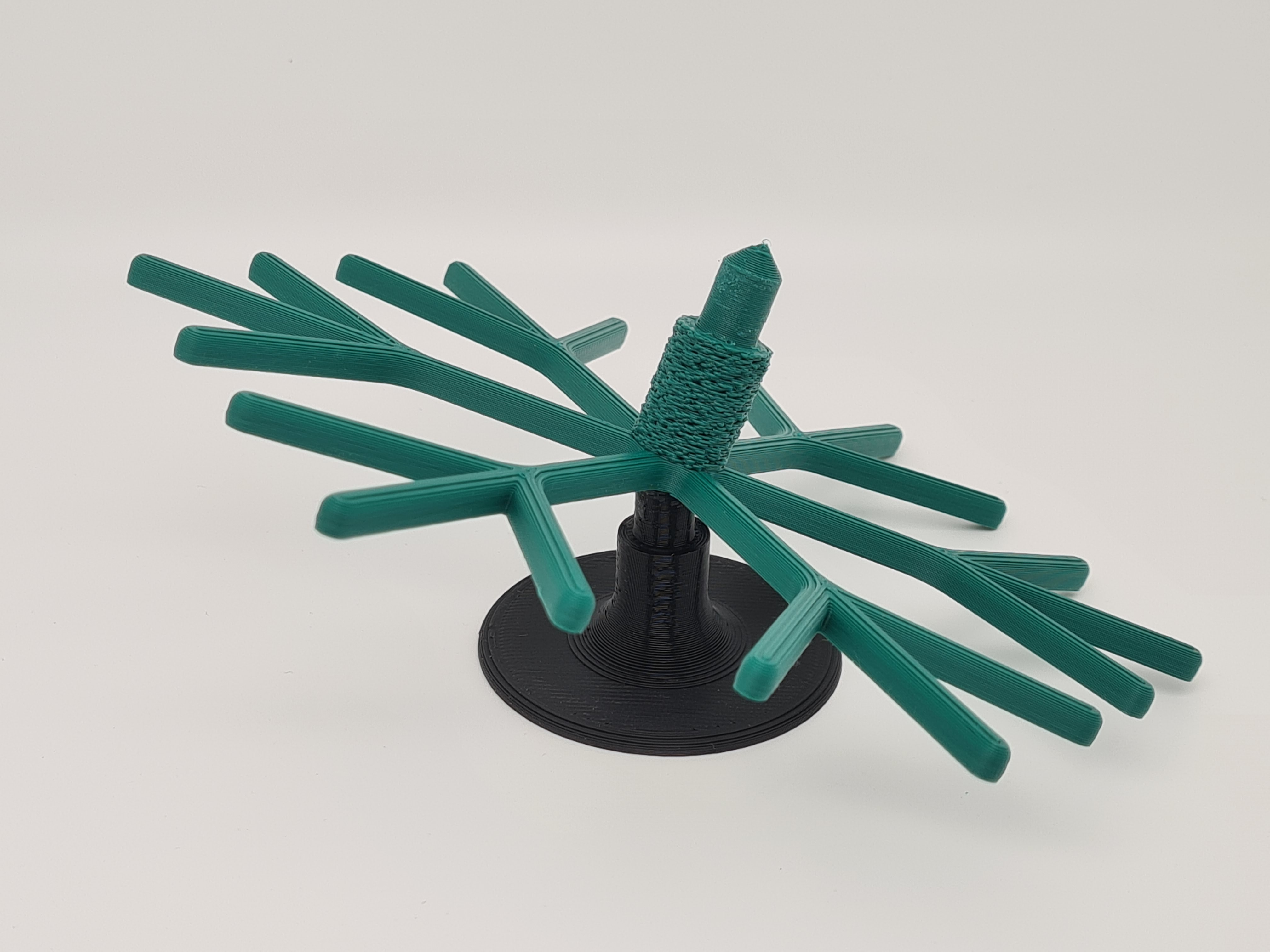 Interlocking Christmas Tree with Ornament (update: light version) by ...