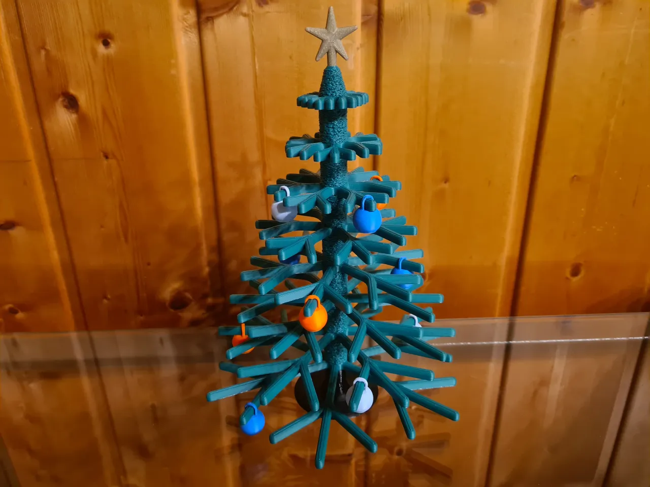 Interlocking Christmas Tree with Ornament (update: light version) by ...