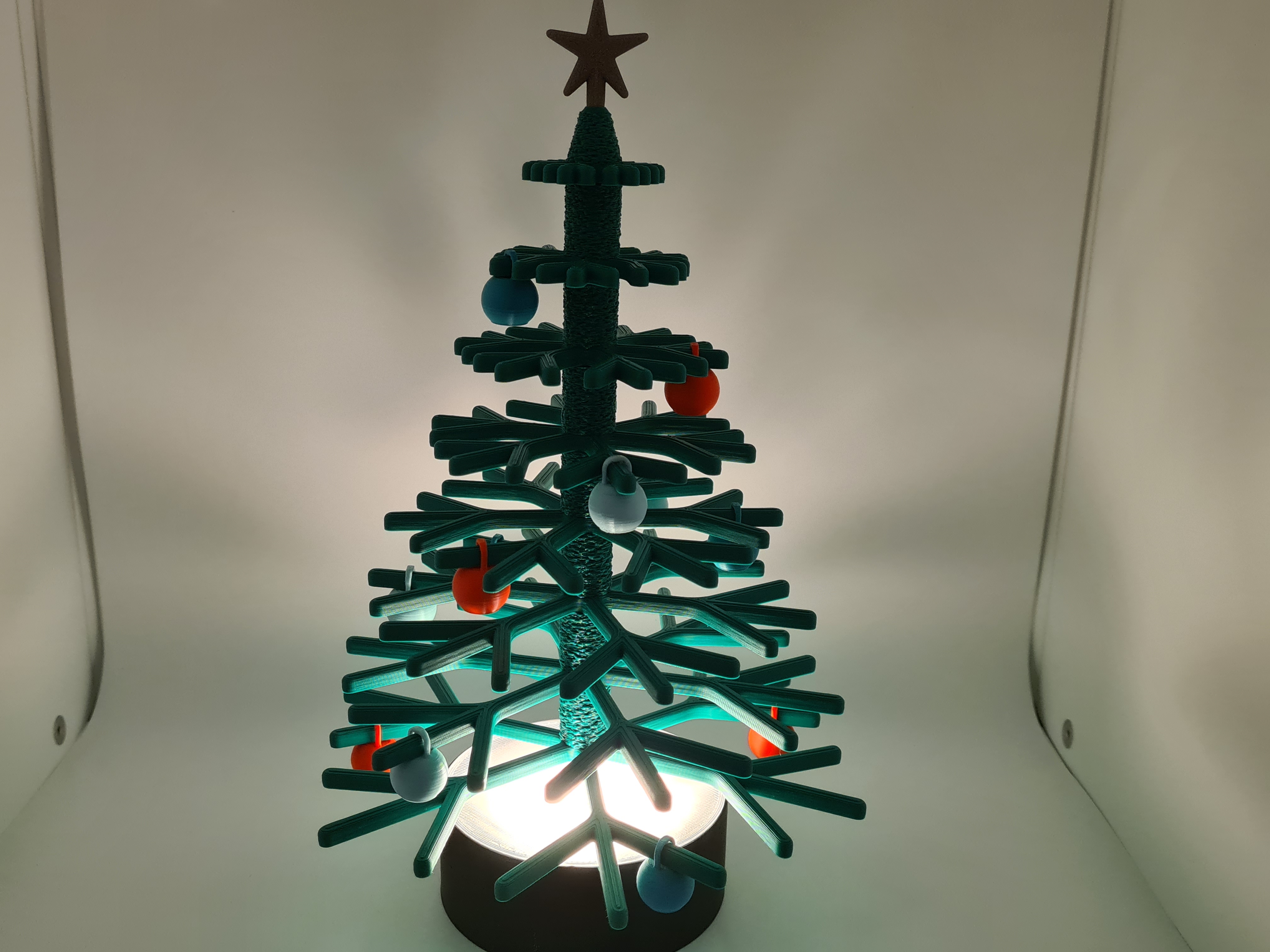 Interlocking Christmas Tree with Ornament (update: light version) by ...